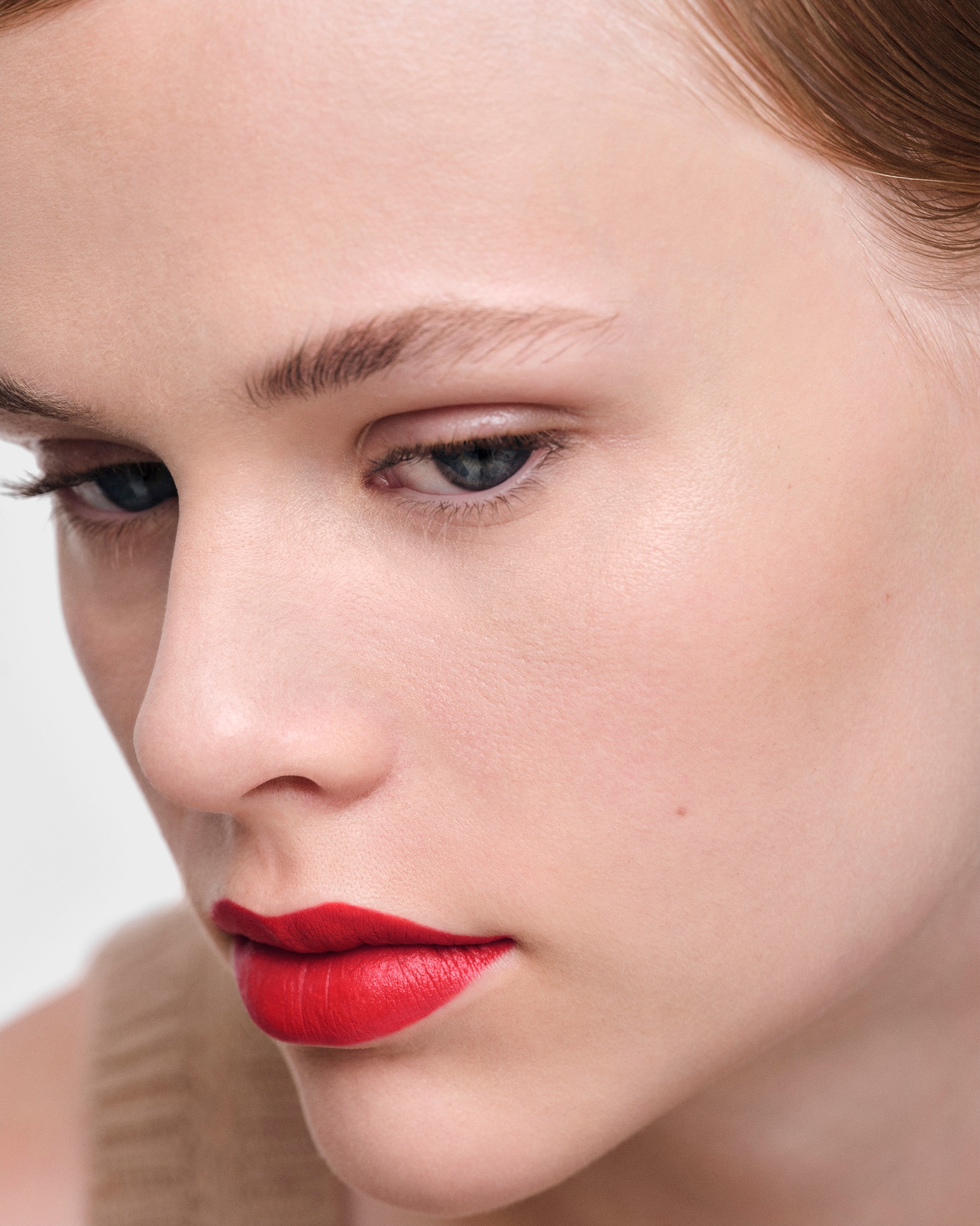 R27 - Rubino Prada Monochrome Hyper Matte Lipstick - R27 - Rubino | PRADA