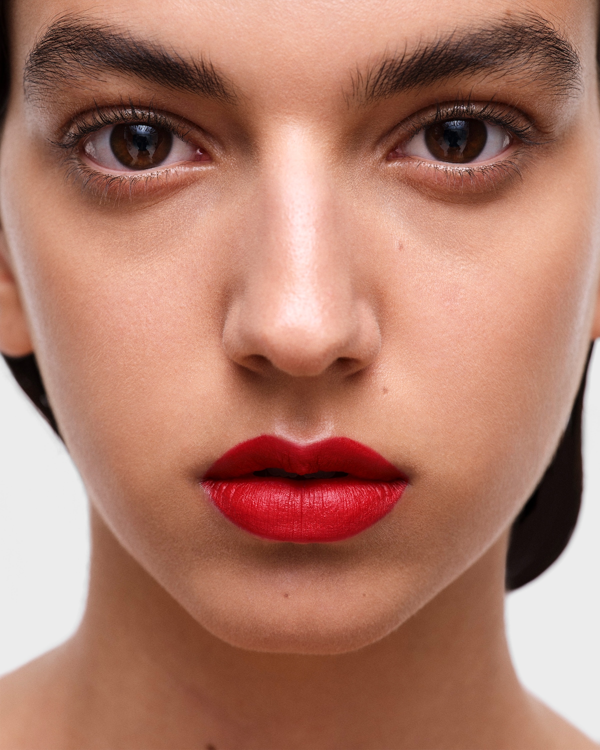 R28 - Fuoco Prada Monochrome Hyper Matte Lipstick - R28 - Fuoco | PRADA