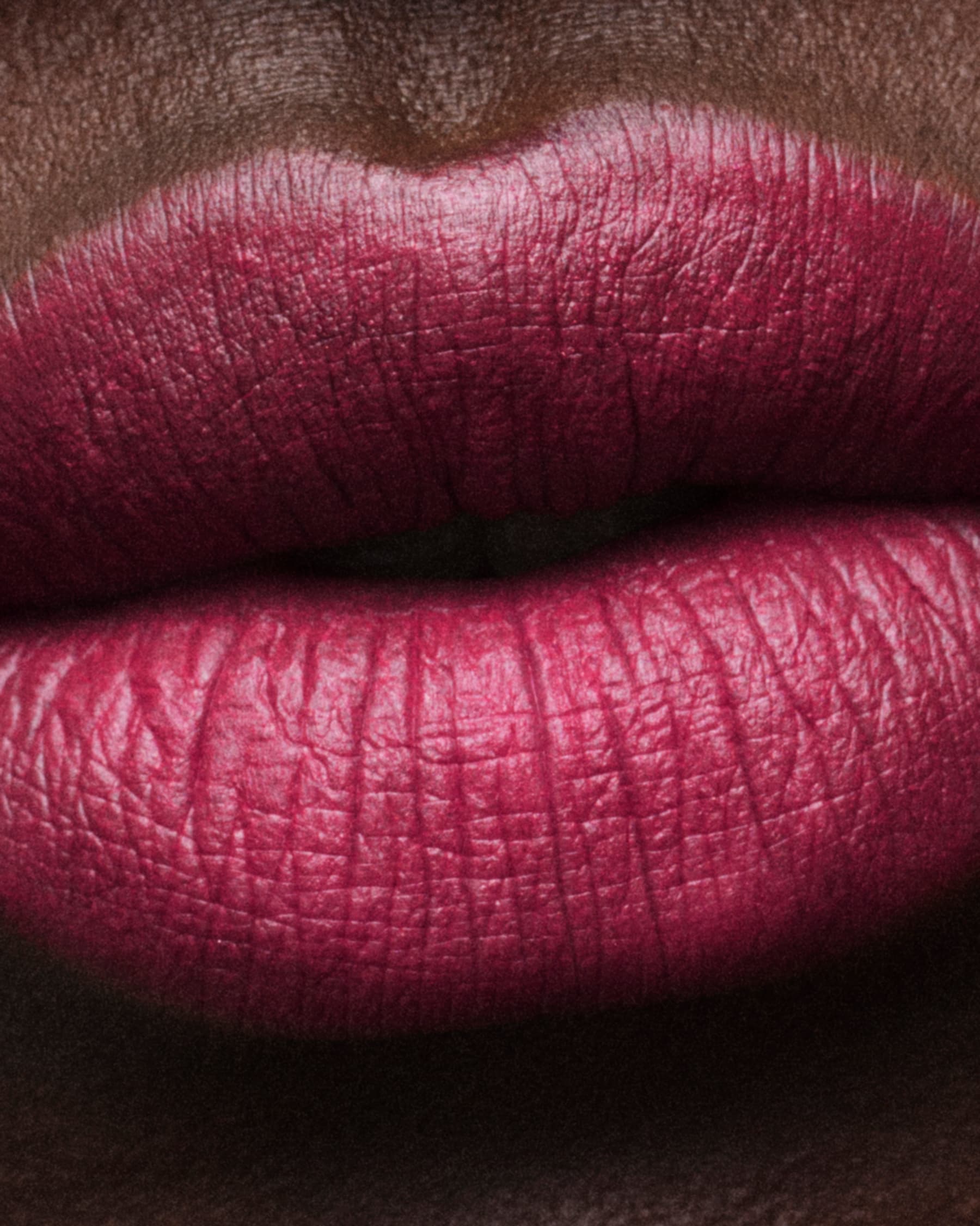 P55 - Fuxia Prada Monochrome Hyper Matte Lipstick - P55 - Fuxia | PRADA