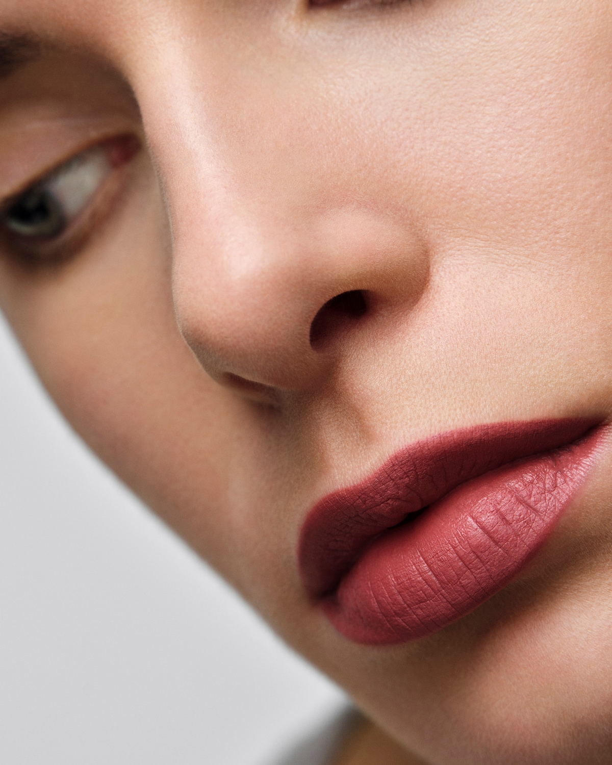 Prada Monochrome Hyper Matte Lipstick - P59 - Amarena P59 - 아마레나 | PRADA