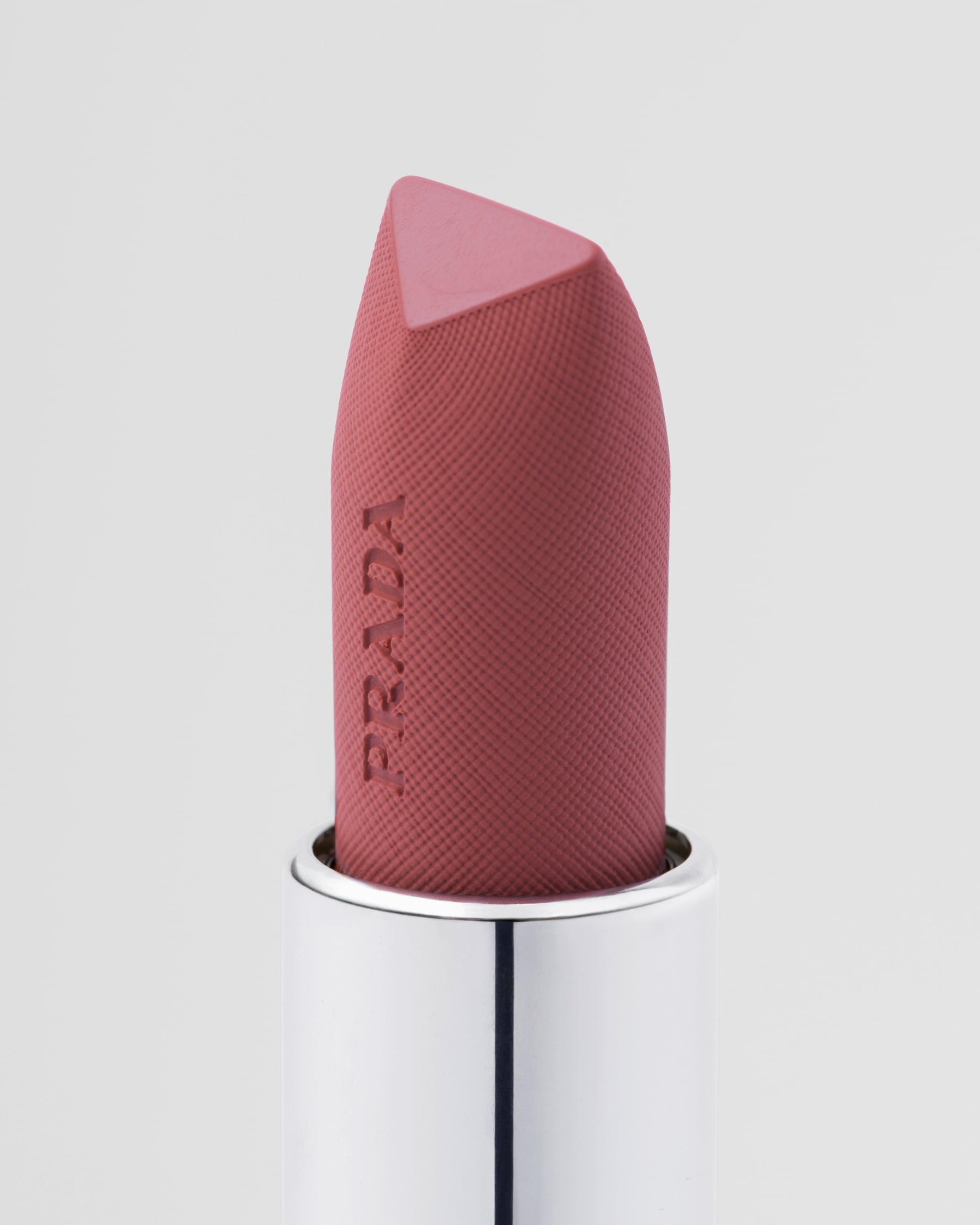 P59 - Amarena Prada Monochrome Hyper Matte Lipstick - P59 - Amarena | PRADA