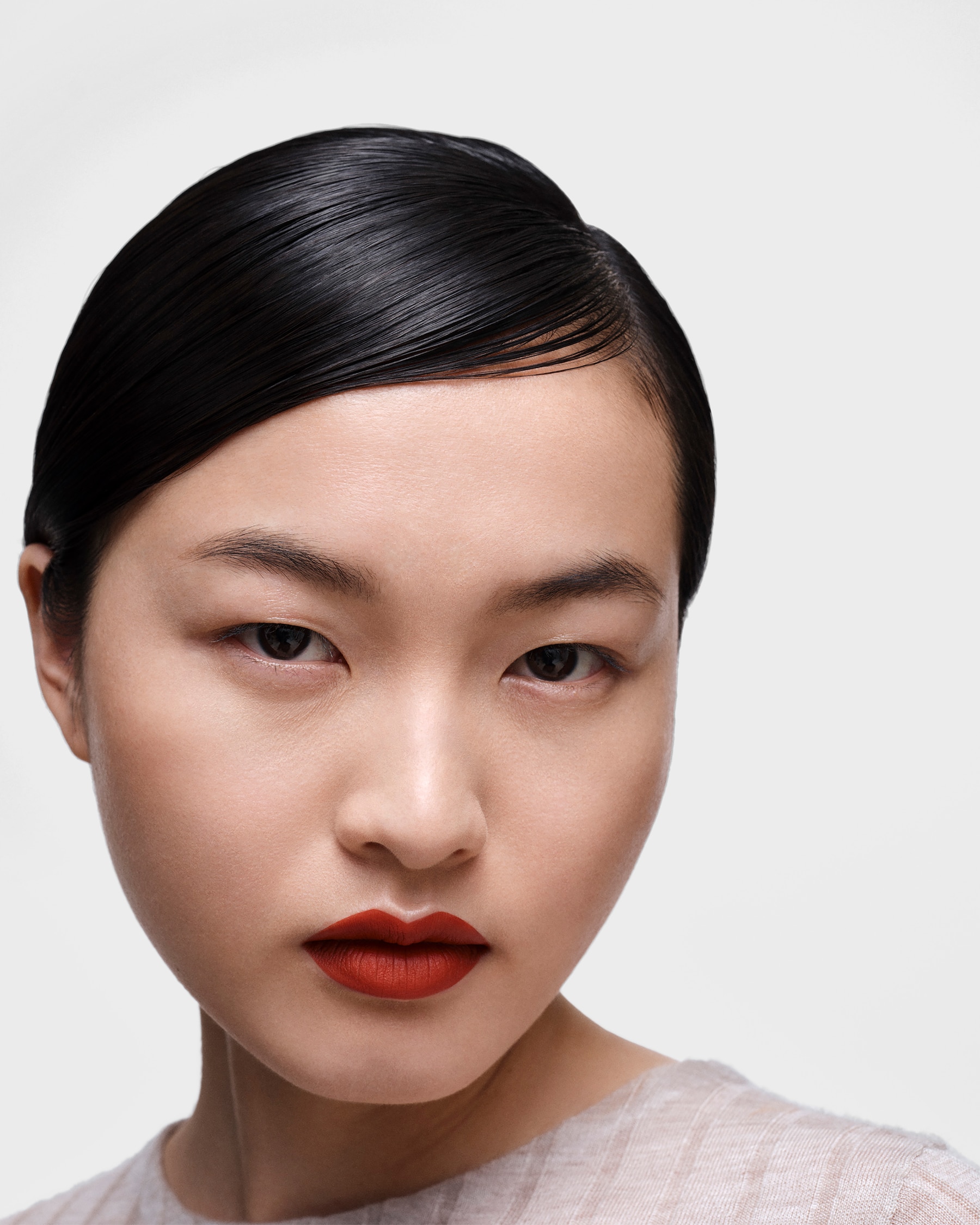O77 - Arancio Prada Monochrome Hyper Matte Lipstick | PRADA - United States