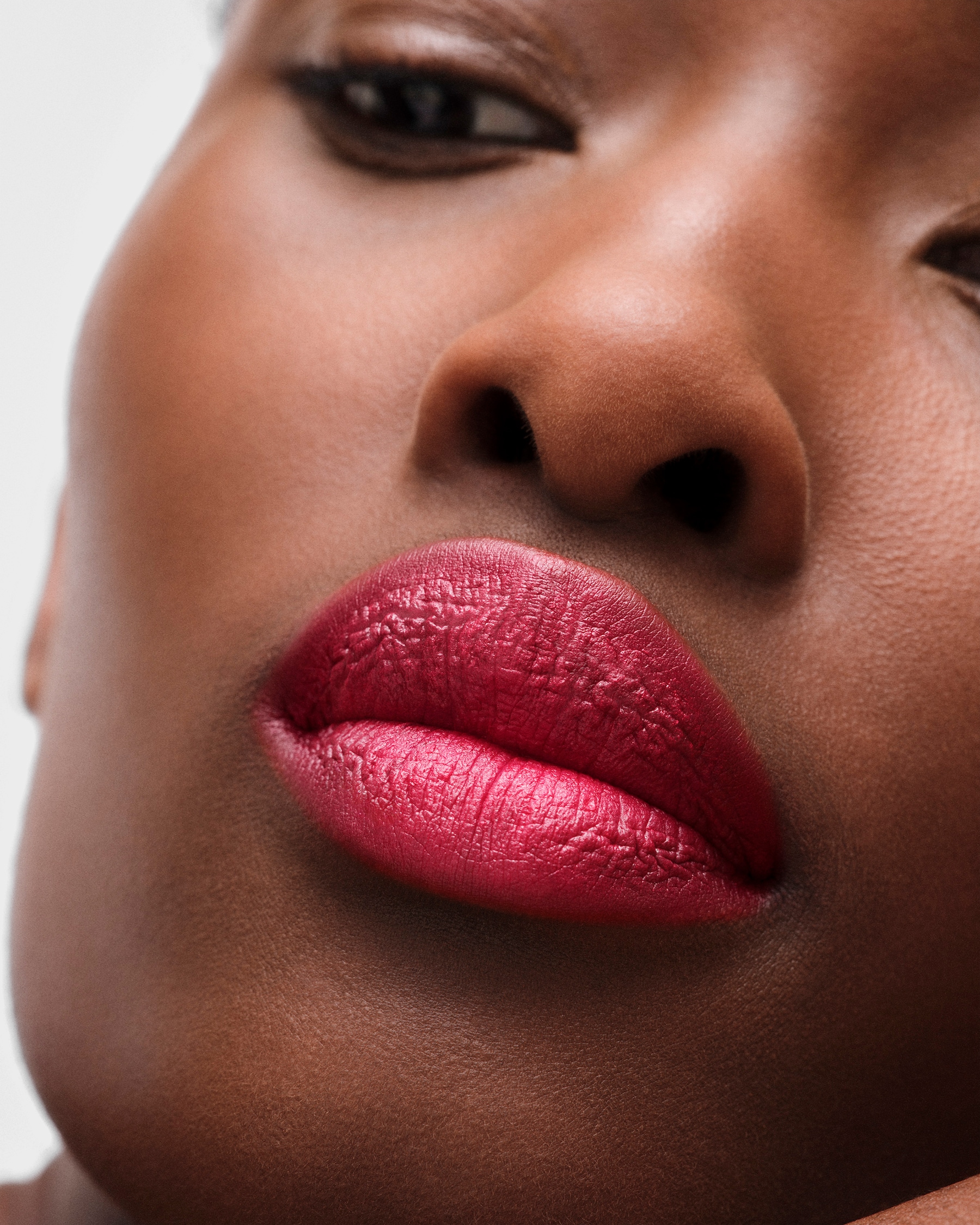 P156 - Candy Prada Monochrome Soft Matte Lipstick - P156 - Candy | PRADA