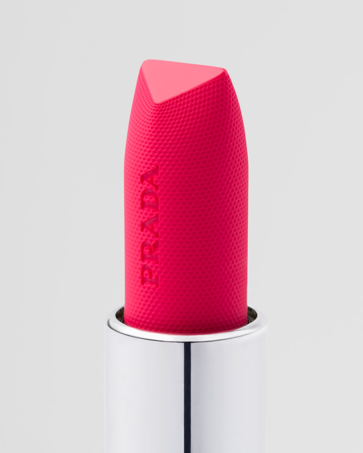 P156 - Candy Prada Monochrome Soft Matte Lipstick - P156 - Candy | PRADA