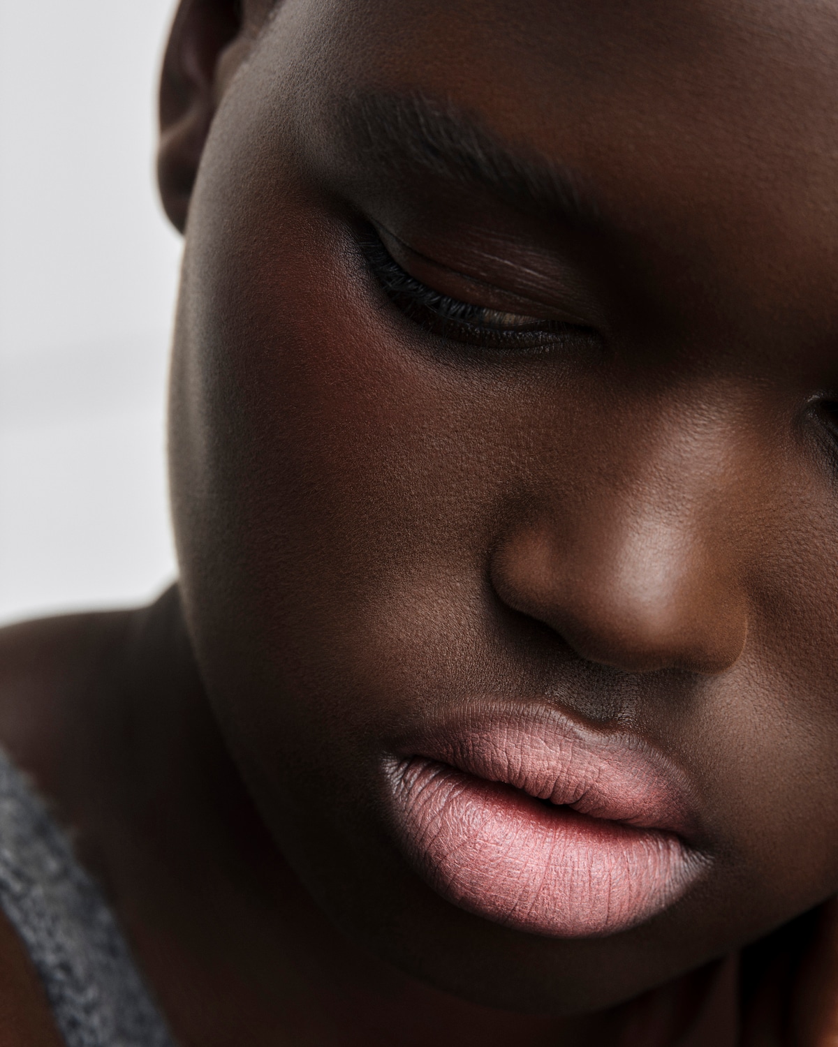 Prada Monochrome Soft Matte Lipstick - P159 - Nudo P159 -누도 | PRADA