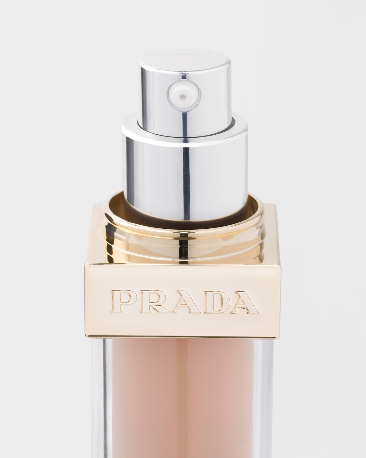 Ln10 - Light Neutral Prada Reveal Skin Optimizing Foundation - Ln10 - Light Neutral | PRADA