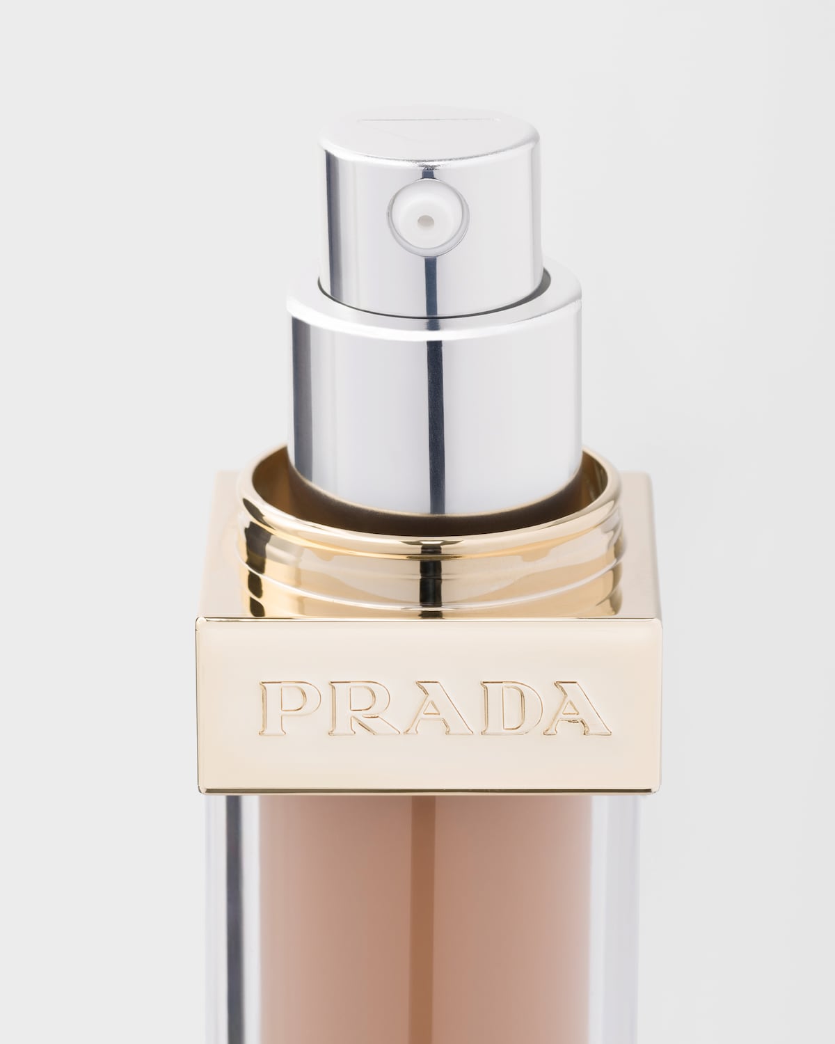Mw45 - Medium Warm Prada Reveal Skin Optimizing Foundation - Mw45 ...