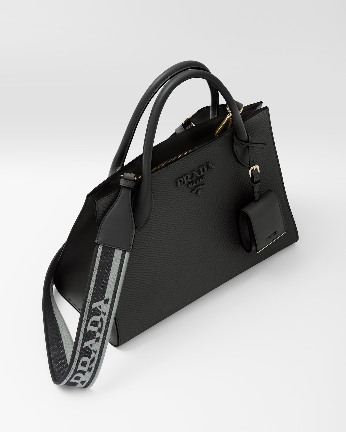 Borsa Prada Monochrome Medium In Saffiano Nero | PRADA