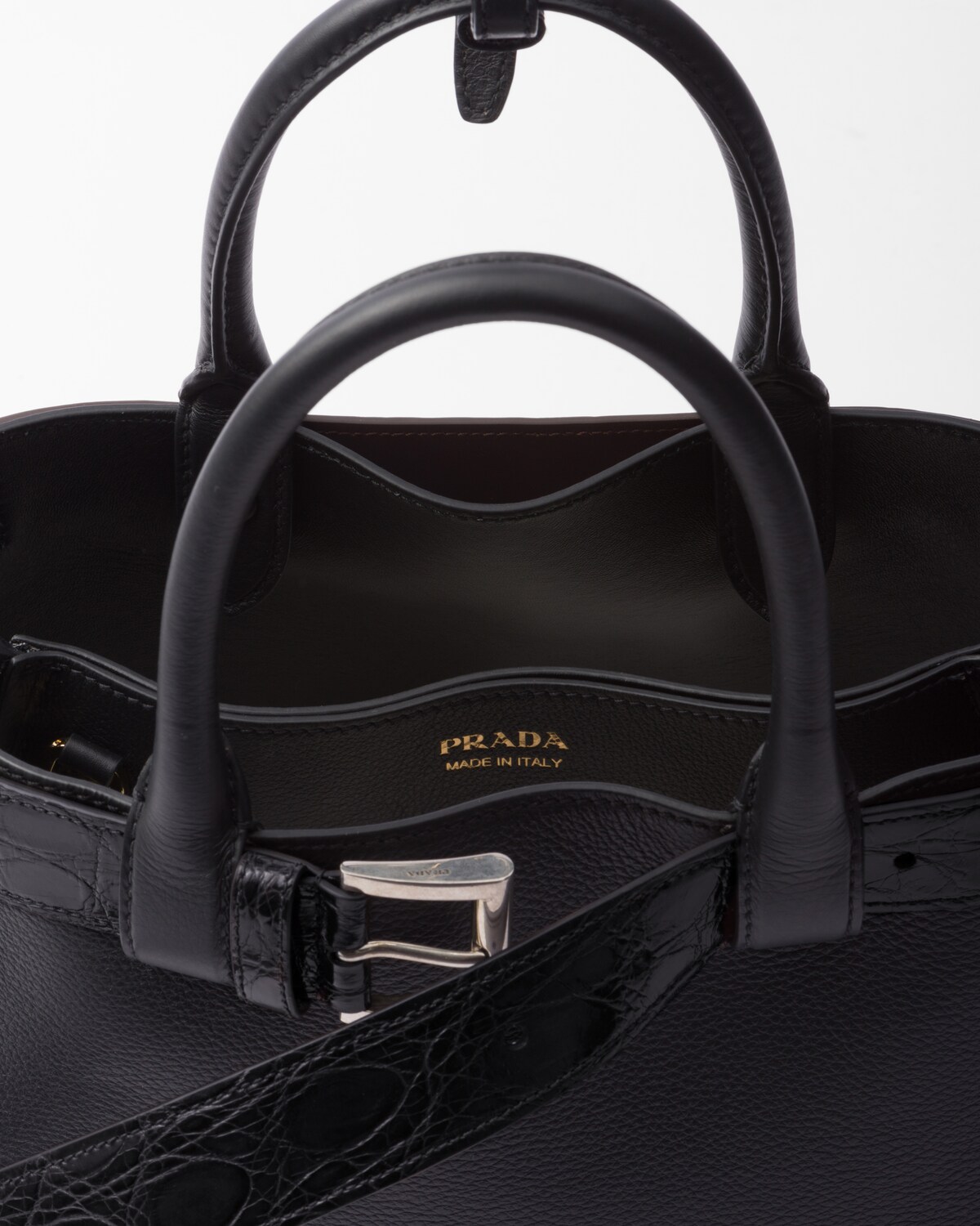 黑色 Prada Buckle中号皮革与鳄鱼皮手袋 | PRADA