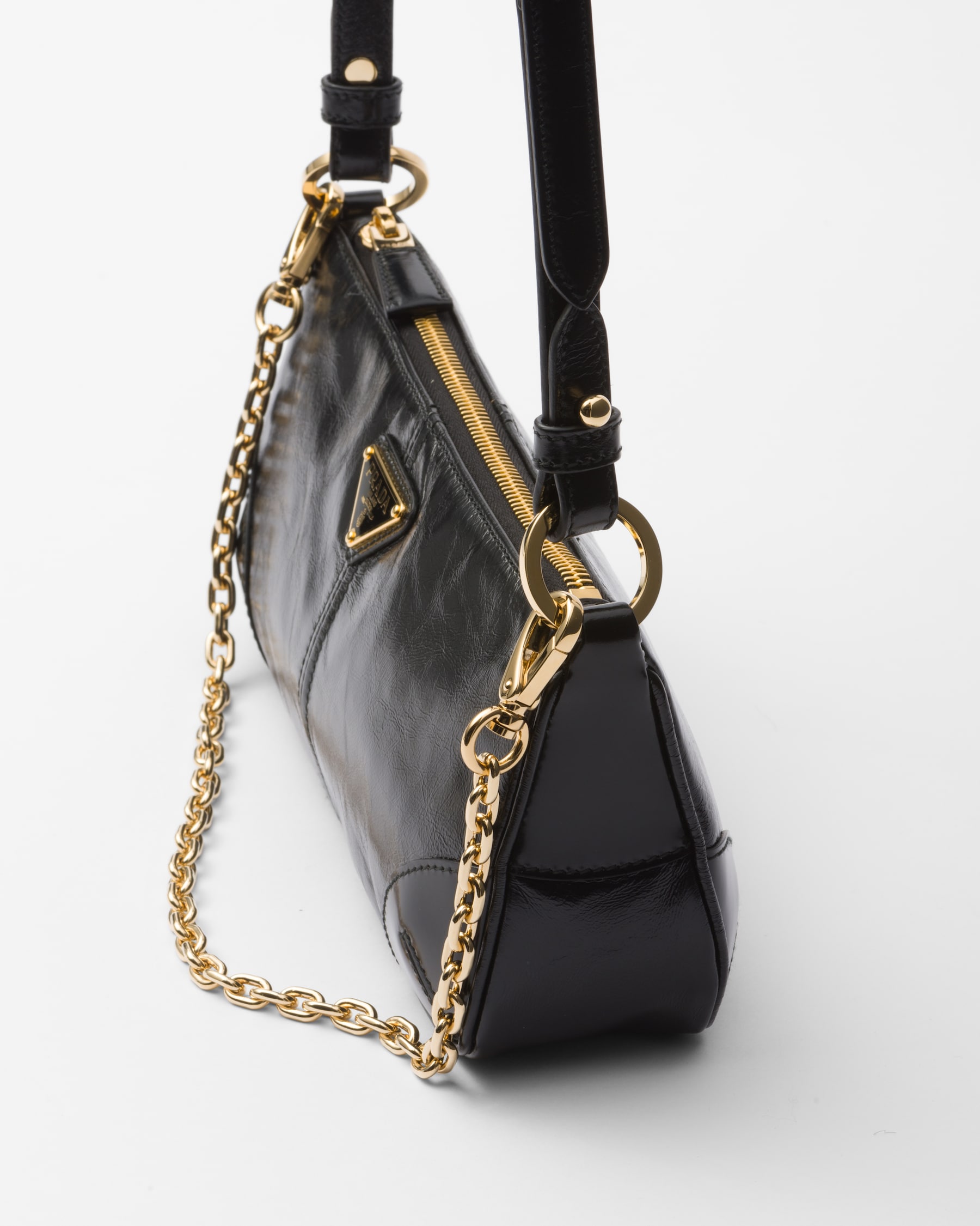 Black Prada Re-edition 2002 Medium Leather Shoulder Bag | PRADA