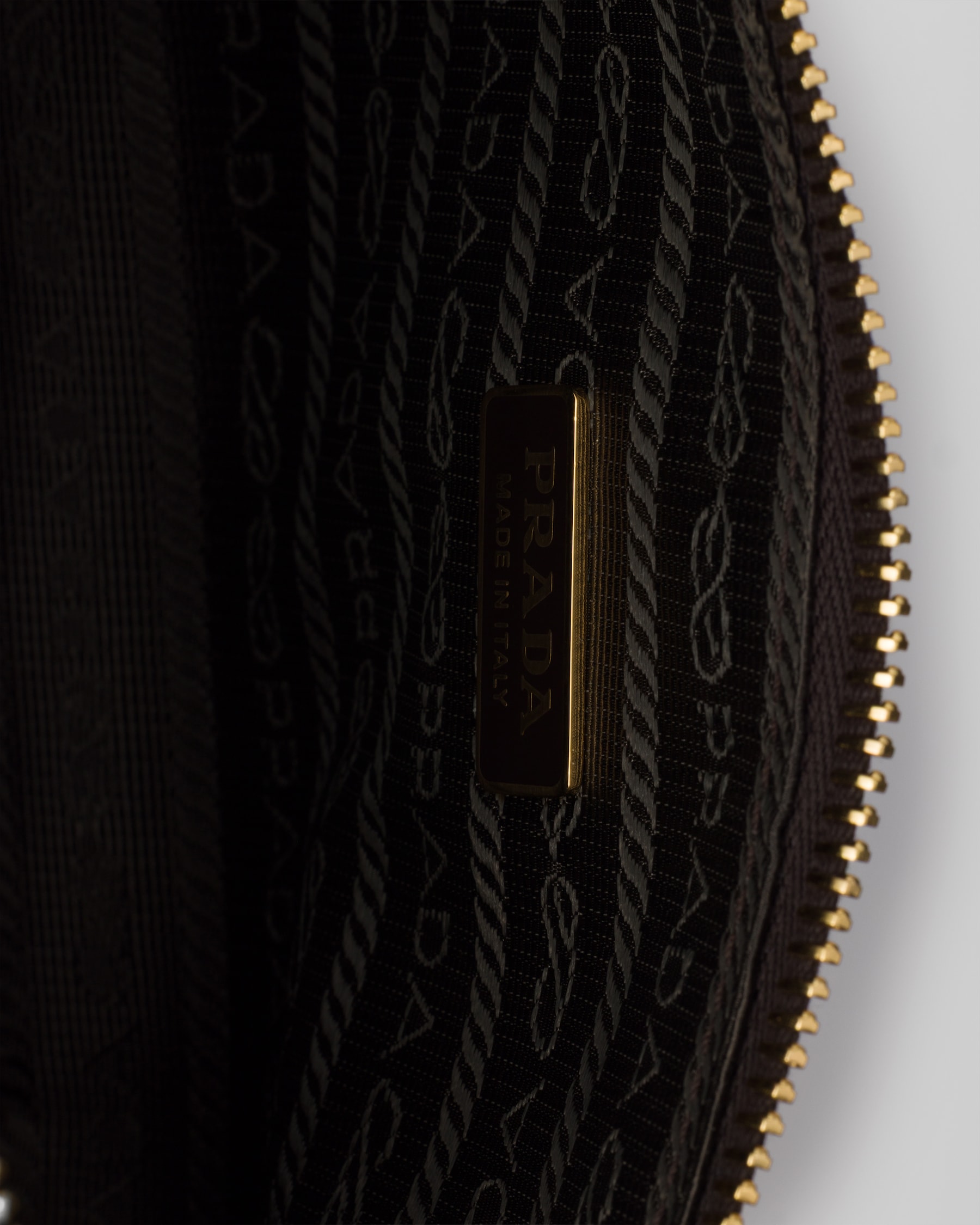 Dark Brown Prada Re-edition 2002 Medium Leather Shoulder Bag | PRADA