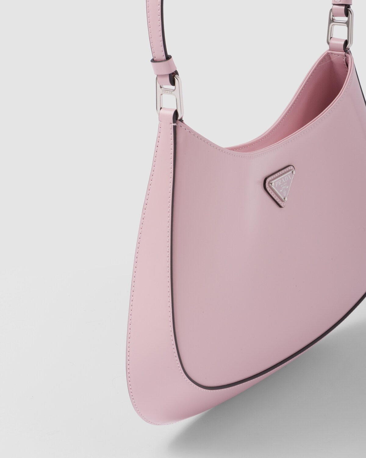 雪粉色 Prada Cleo 亮面皮革单肩包 | PRADA