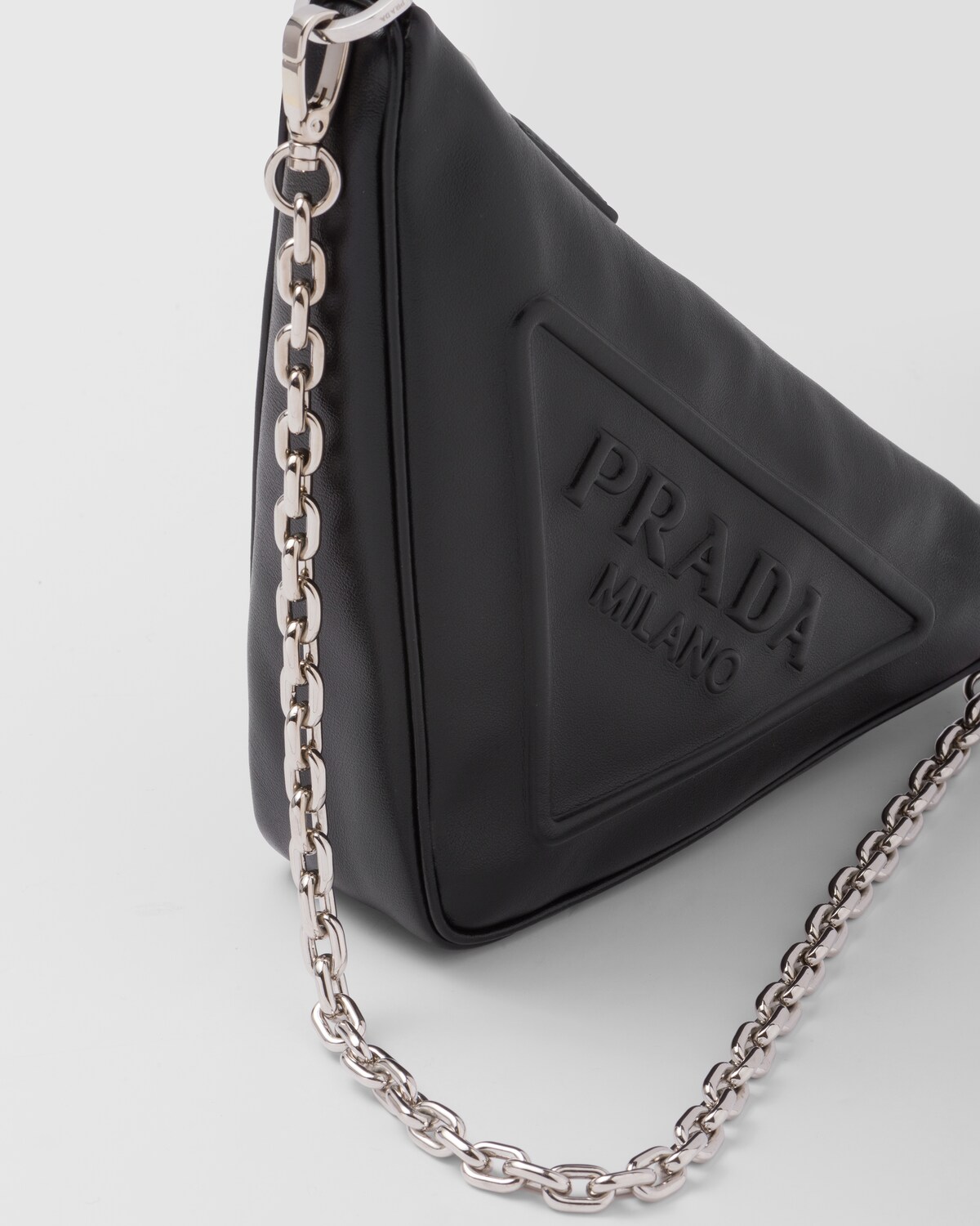 Mini Sac Prada Triangle En Cuir Noir | PRADA
