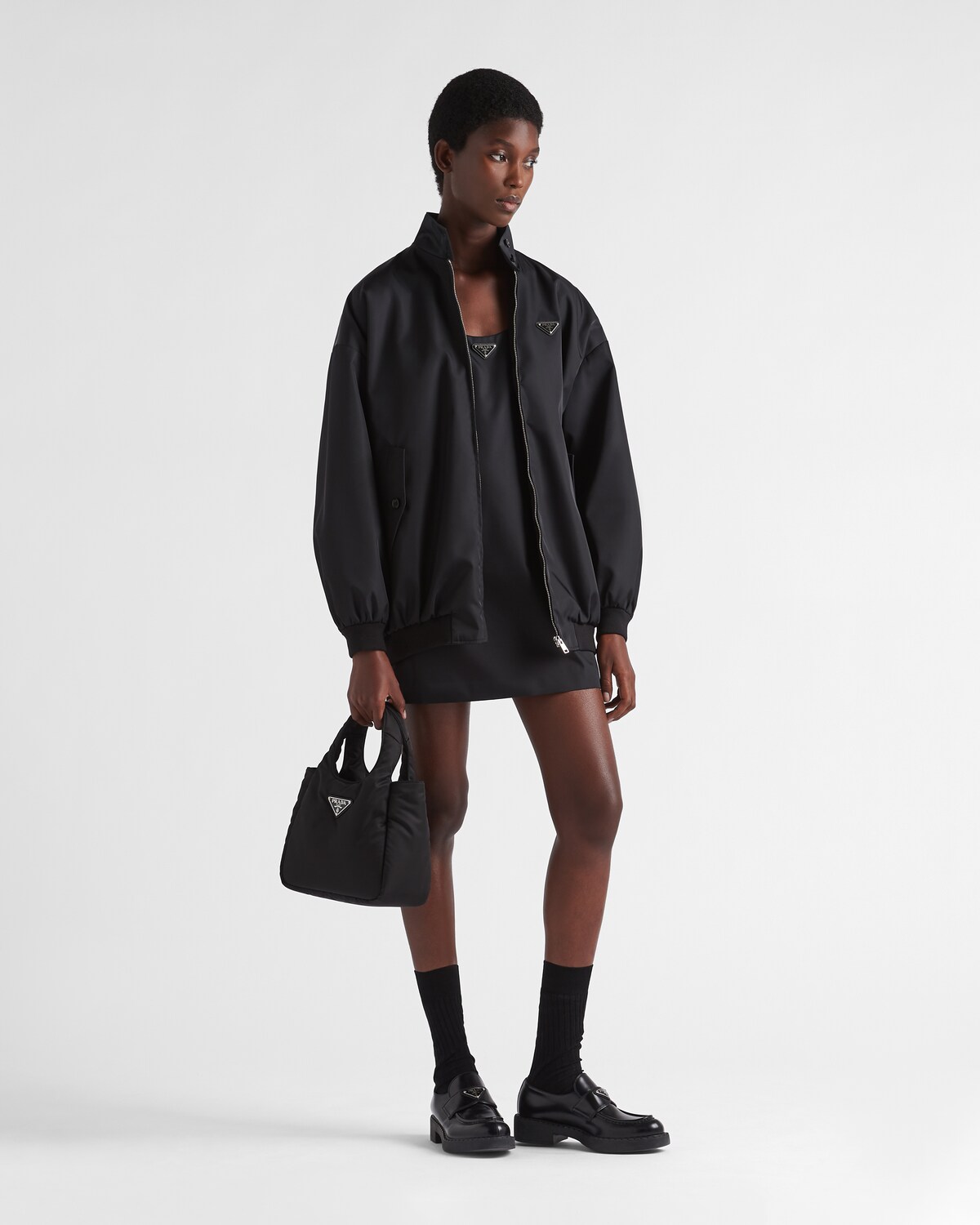 ブラック Re-nylonパデッド スモール トートバッグ | PRADA