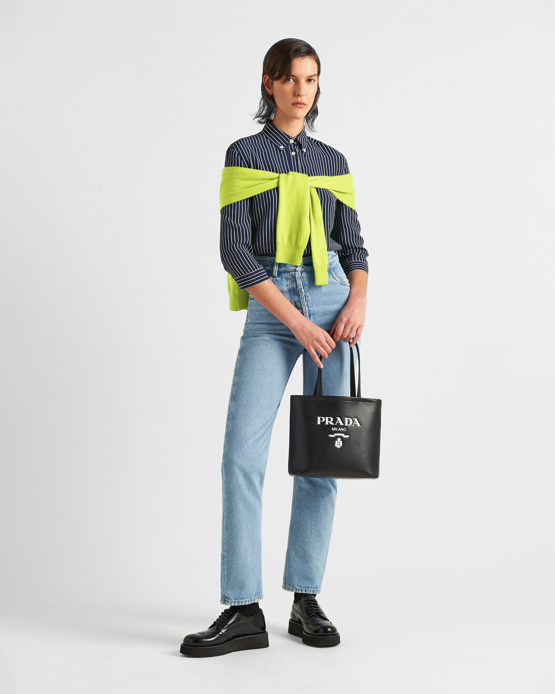 ブラック スモール レザー トートバッグ | PRADA