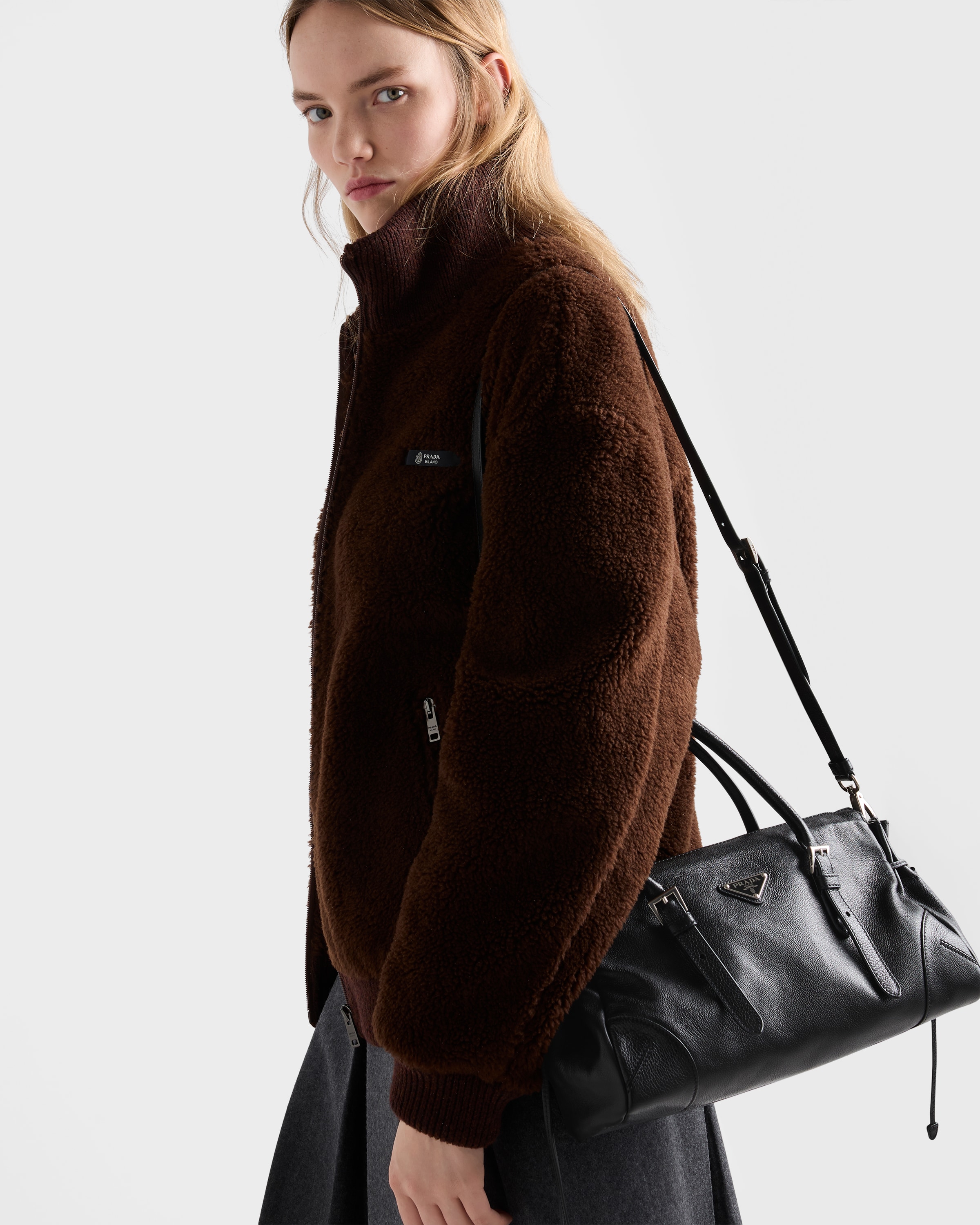 ブラック プラダ ボニー アンティーク加工レザー ミディアム トート