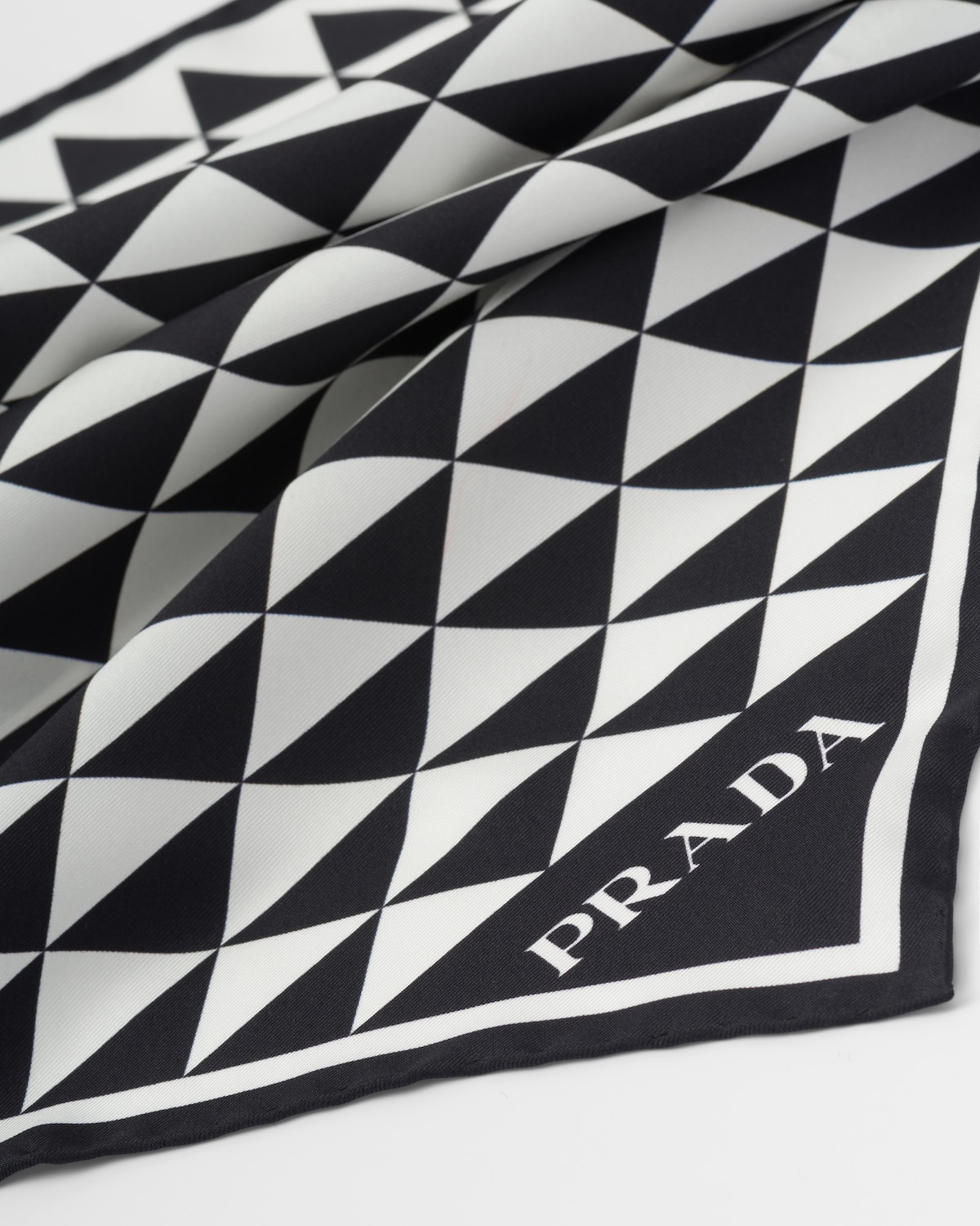 Black/white Printed Silk Twill Scarf | PRADA