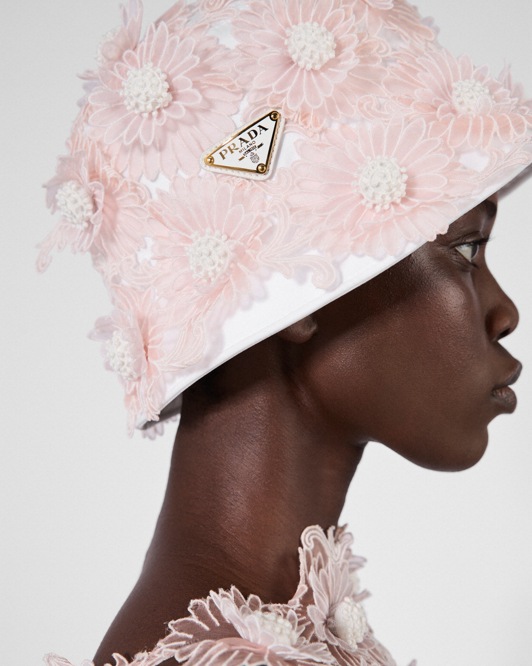 Alabaster Pink Guipure Lace Bucket Hat | PRADA