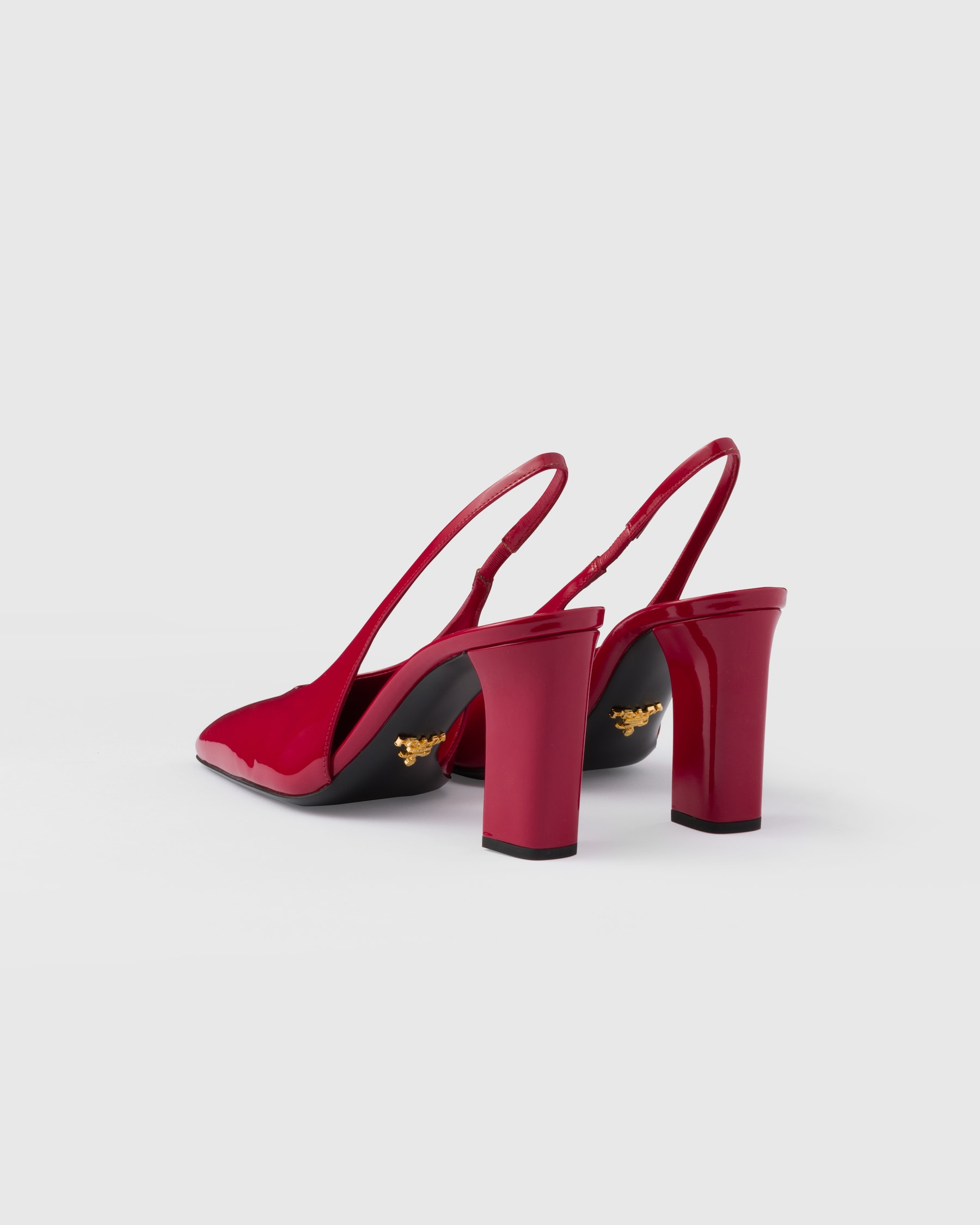 Escarpins à Bride Arrière En Cuir Verni Rouge Cerise | PRADA
