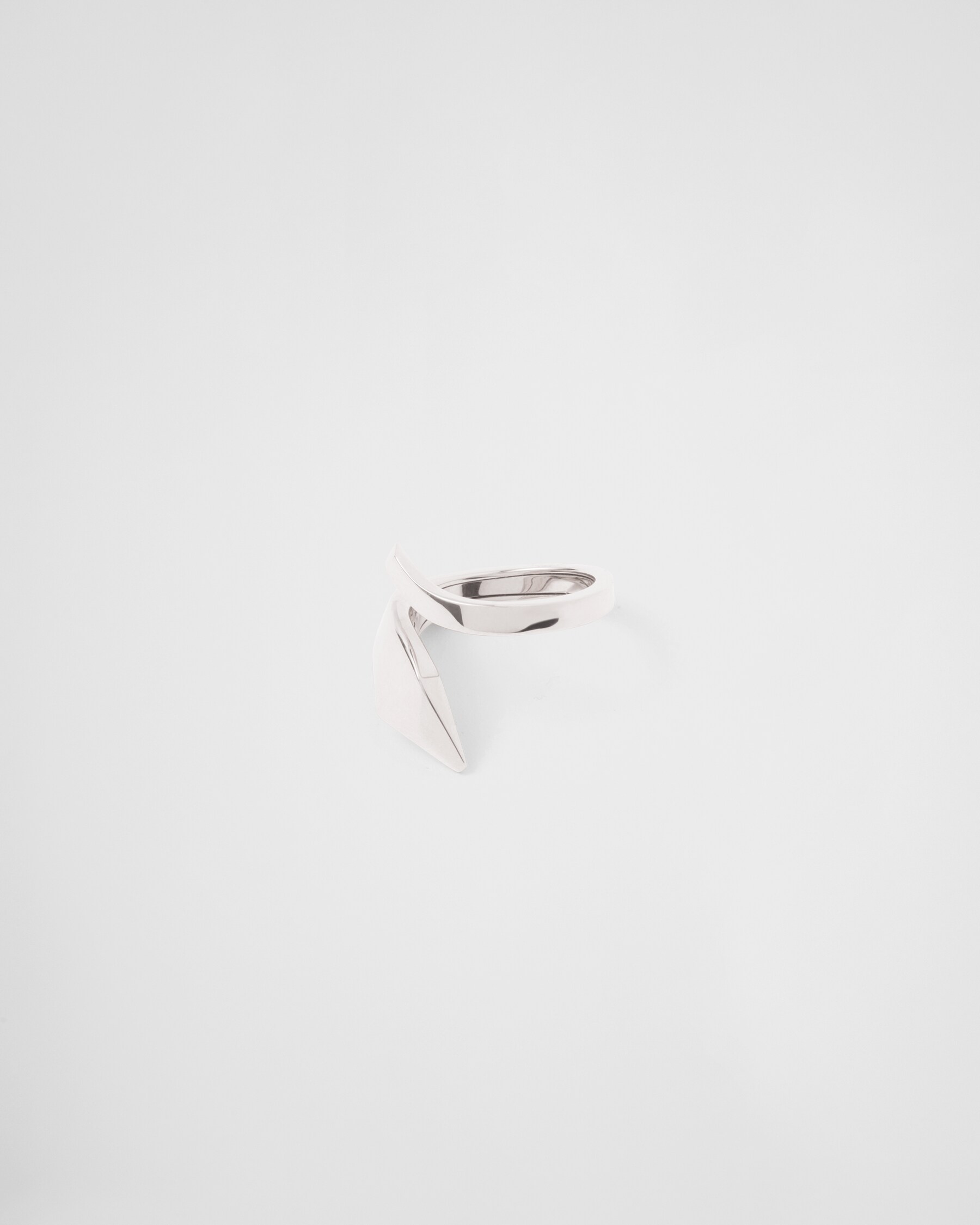 White Gold Eternal Gold Snake Mini Ring In White Gold | PRADA