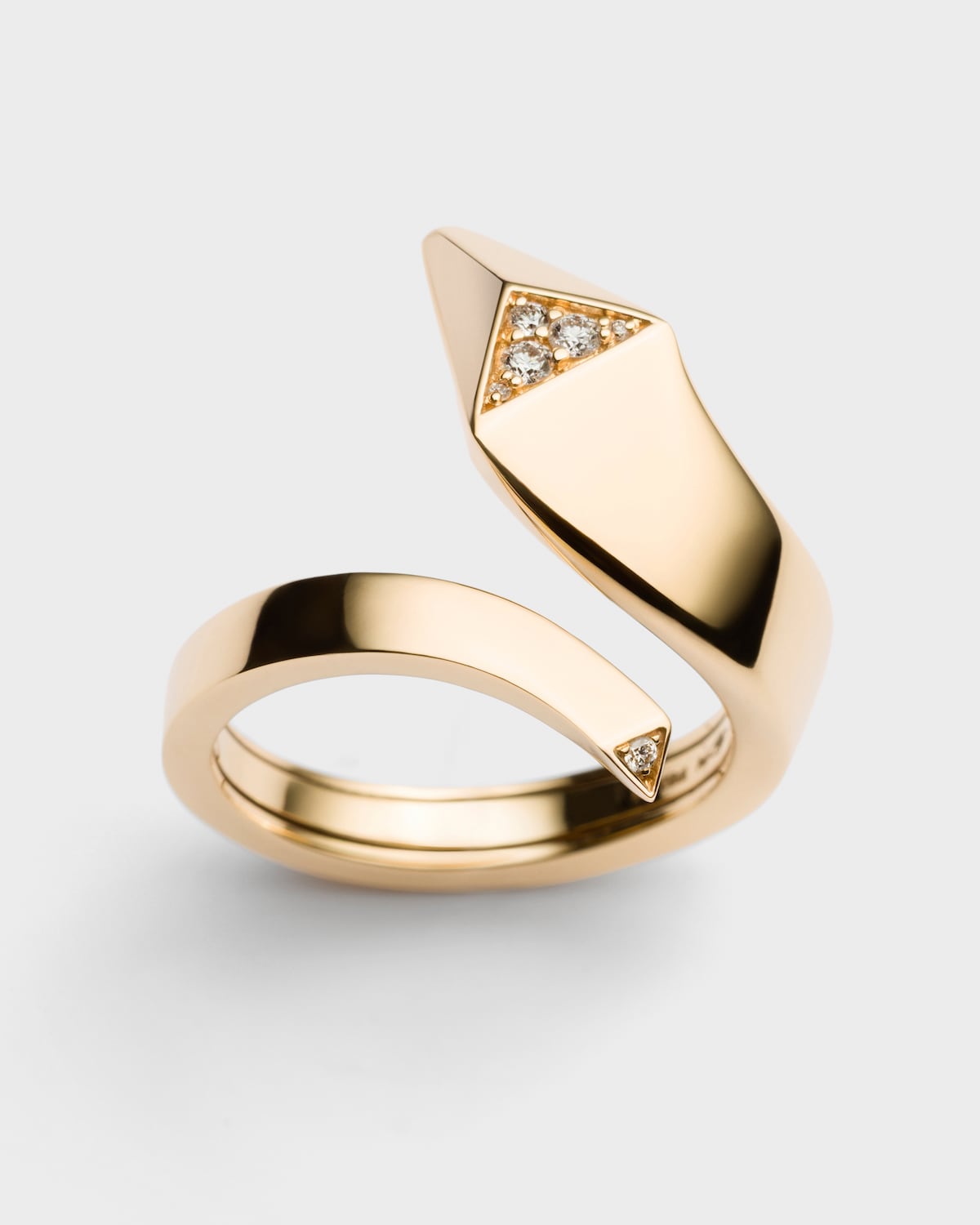 Gold/white Eternal Gold Snake Mini Ring In Yellow Gold And Diamonds | PRADA