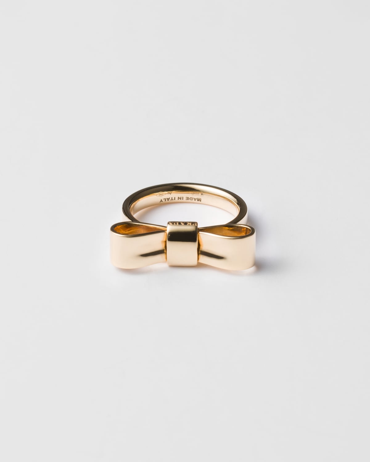 Gold Eternal Gold Bow Signet Ring - Yellow Gold | PRADA