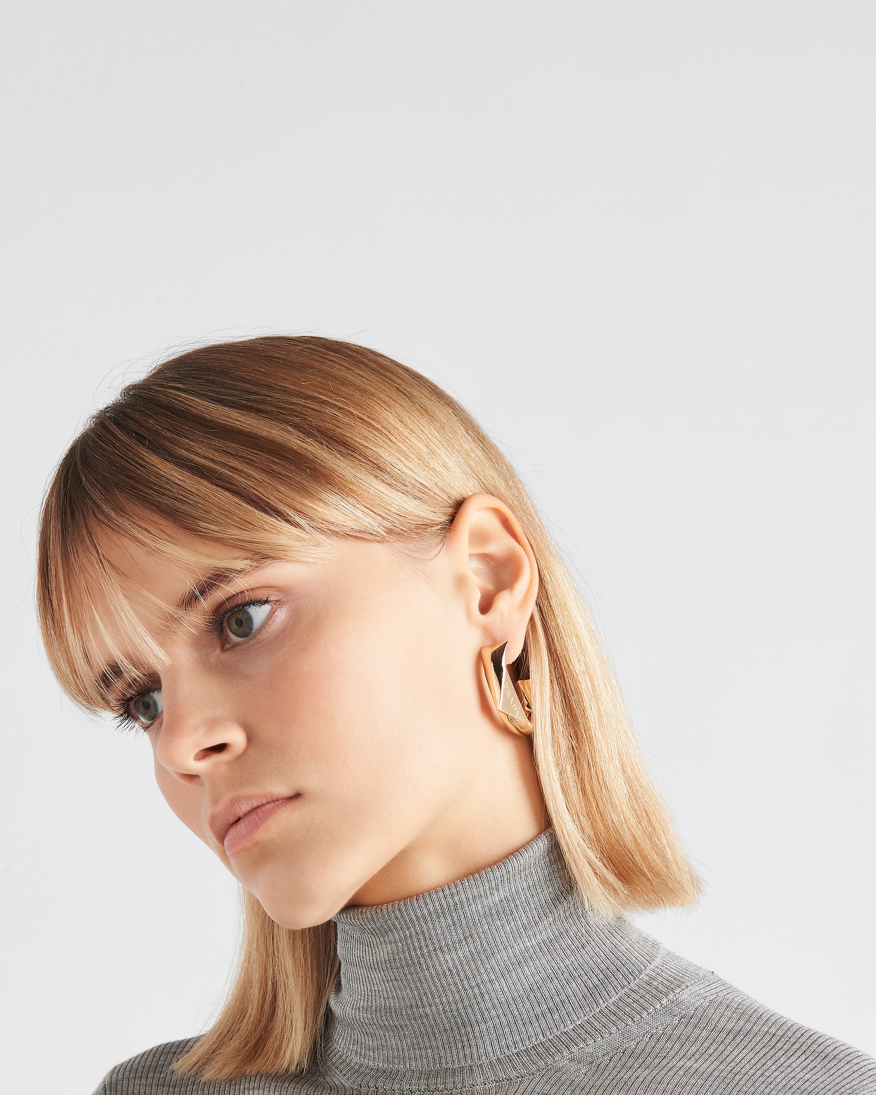 Gold Eternal Gold Medium Earrings In Yellow Gold | PRADA