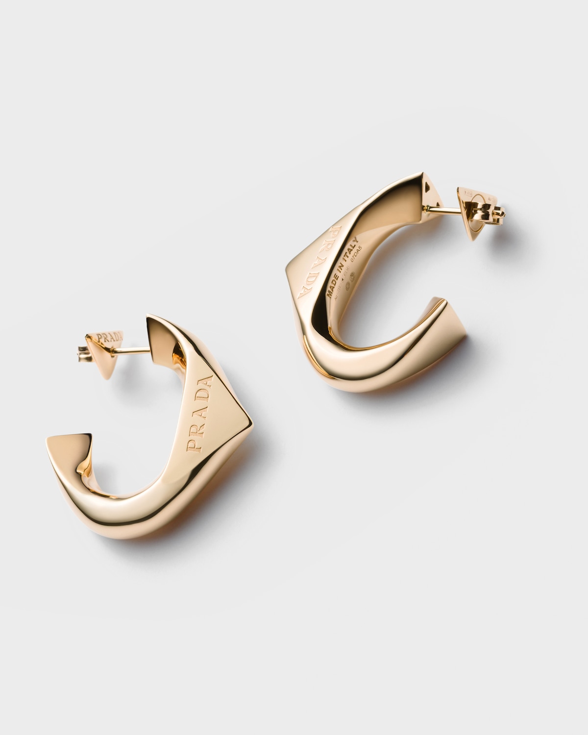 Gold Eternal Gold Small Earrings In Yellow Gold | PRADA