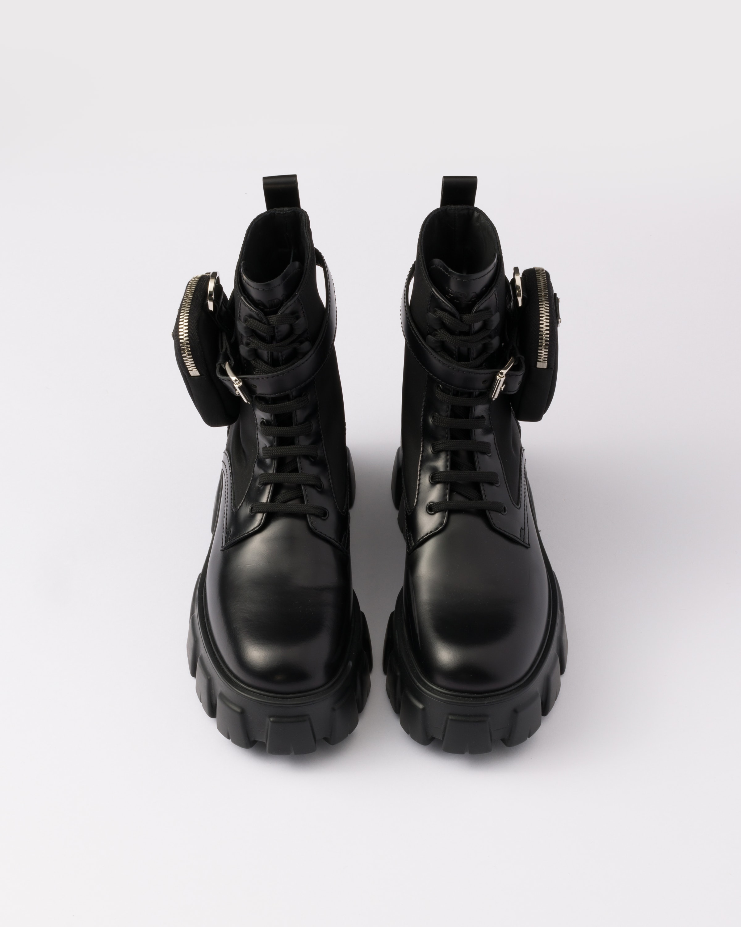 Bota Monolith Em Couro E Nylon Preto | PRADA