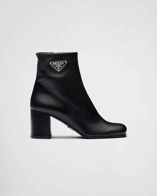 Botinas Y Botas Para Mujeres | PRADA