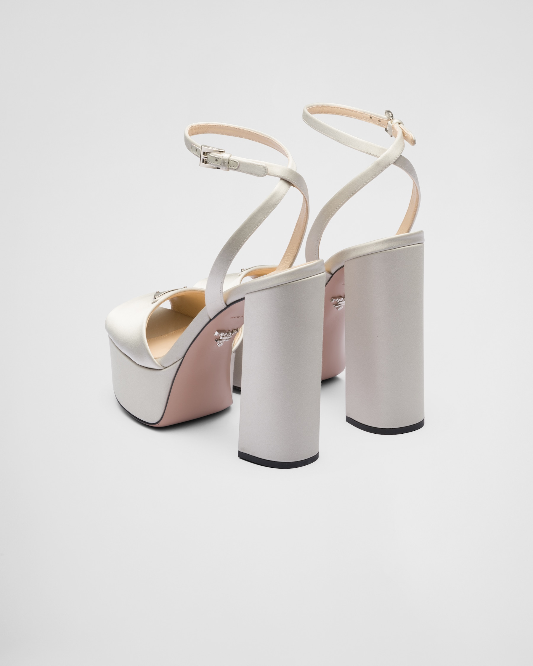 Sandalias De Satén De Tacón Alto Gris Perla | PRADA