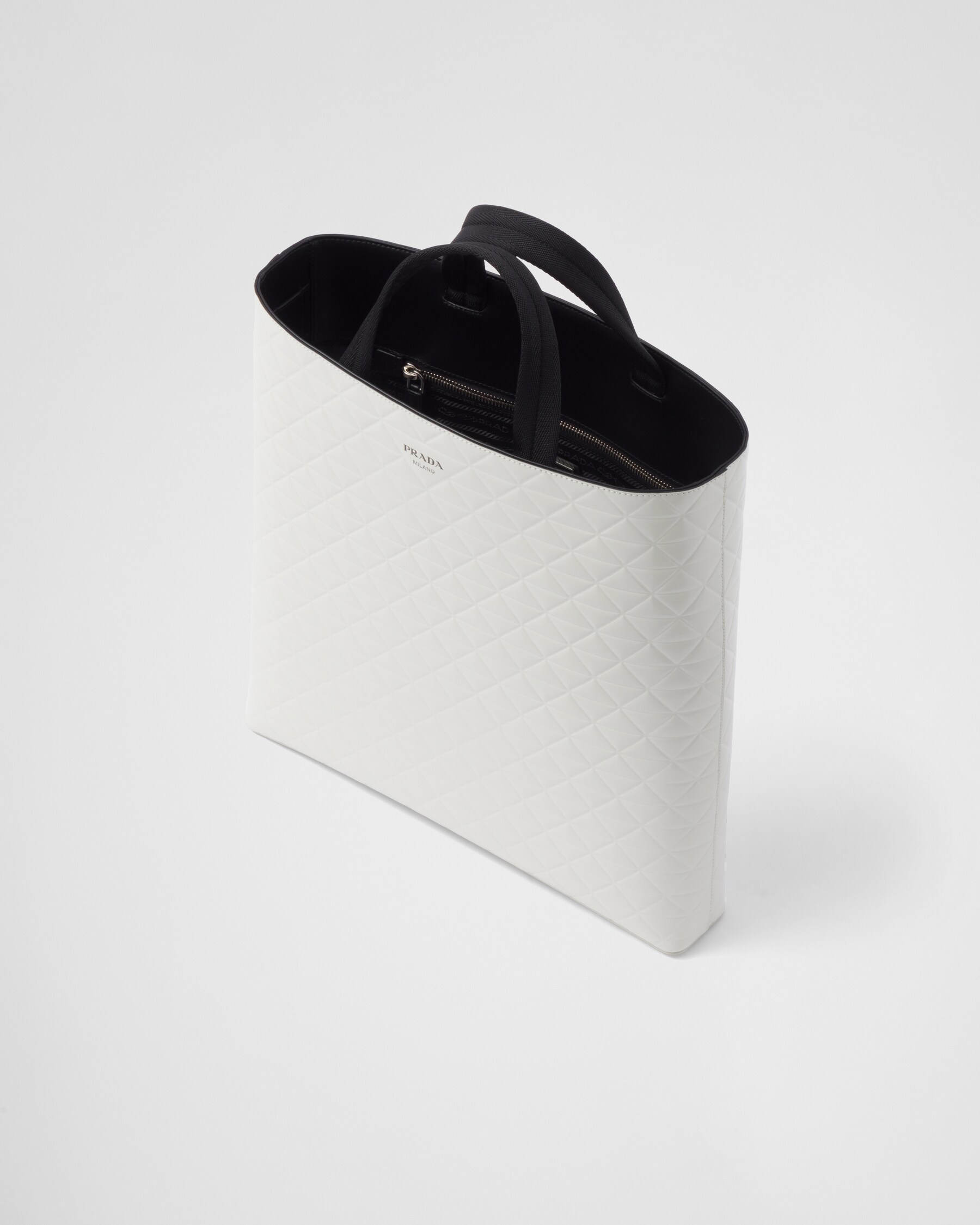 PRADA男士手袋及包款 - PRADA HK普拉達香港官網