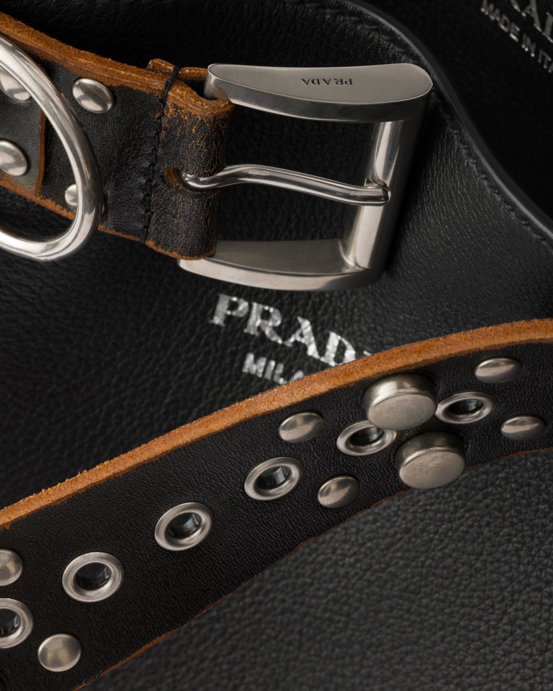 Borsa Prada Buckle In Pelle Con Cintura Borchiata Nero | PRADA - Italia