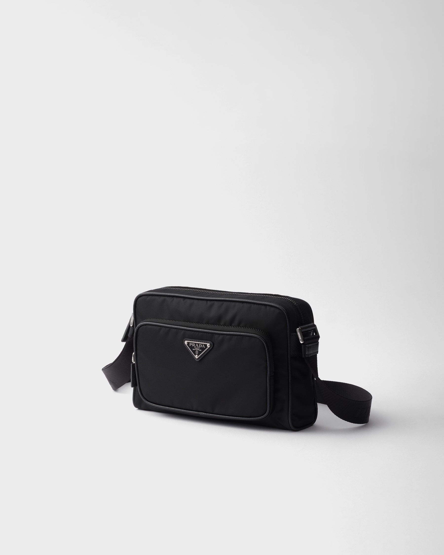 스몰 리나일론 및 사피아노 가죽 숄더 백 블랙 | PRADA