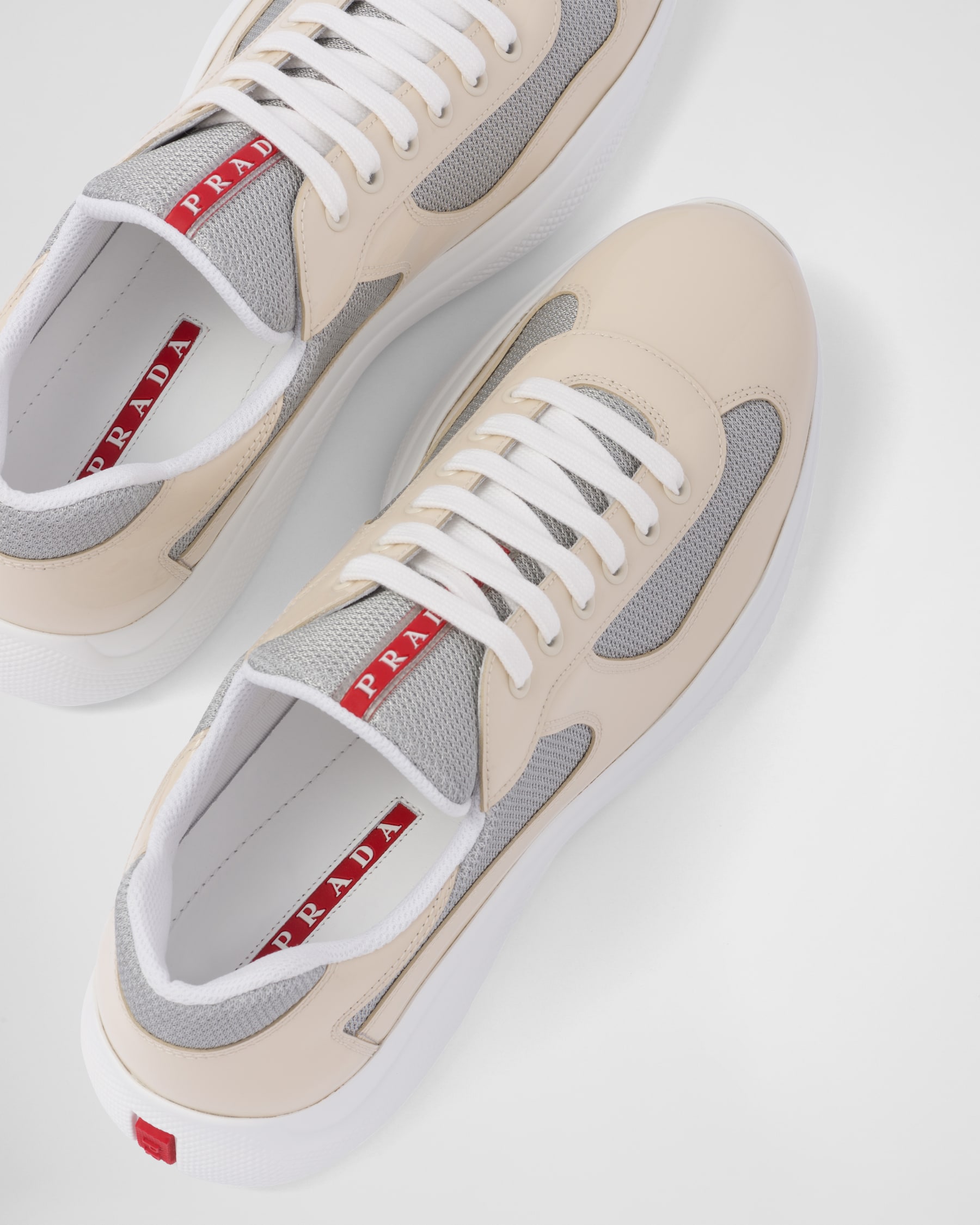 Sneakers Prada America’s Cup En Cuir Verni Et Tissu Bike Ivoire/argent | PRADA