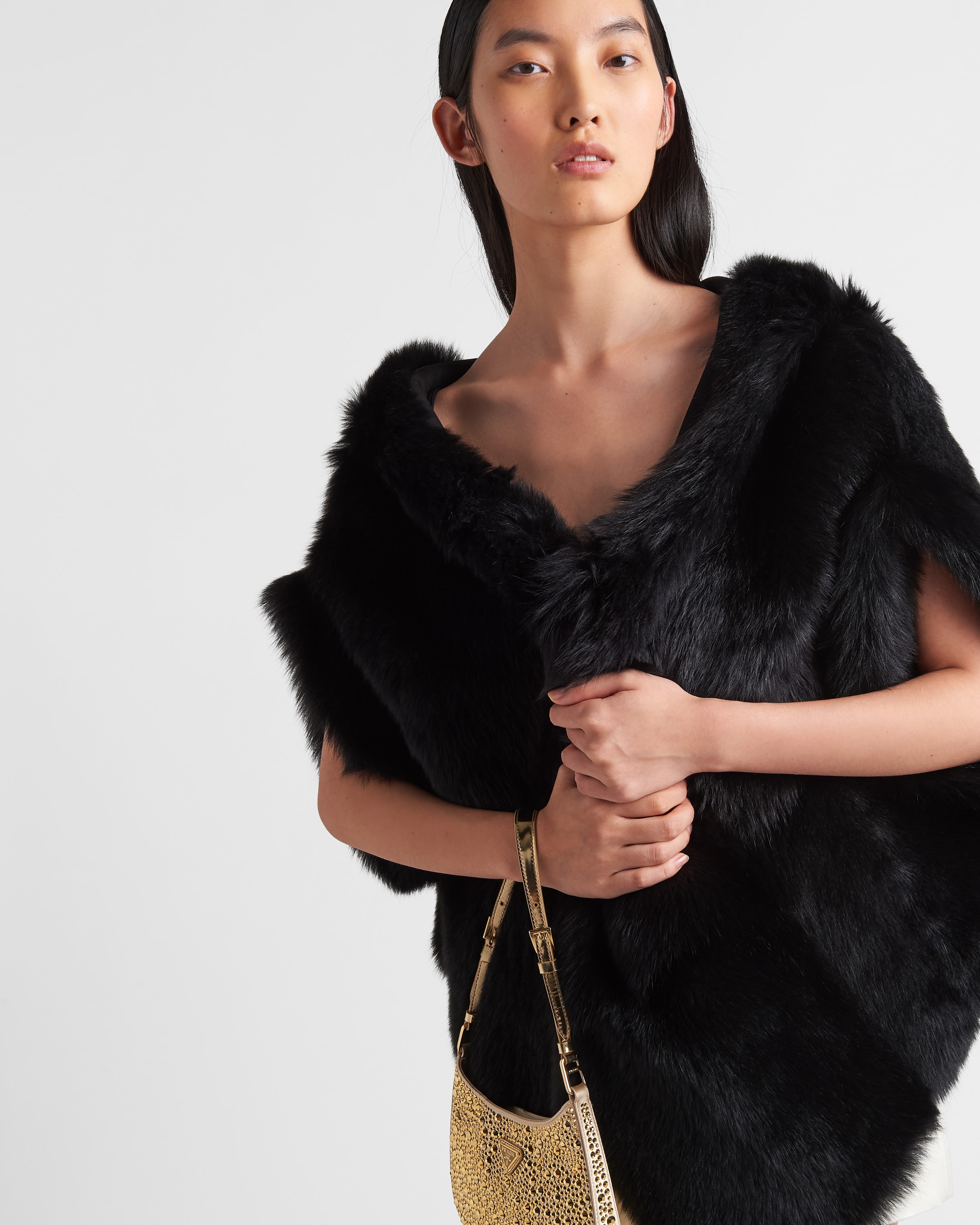 Black Shearling stole | Prada