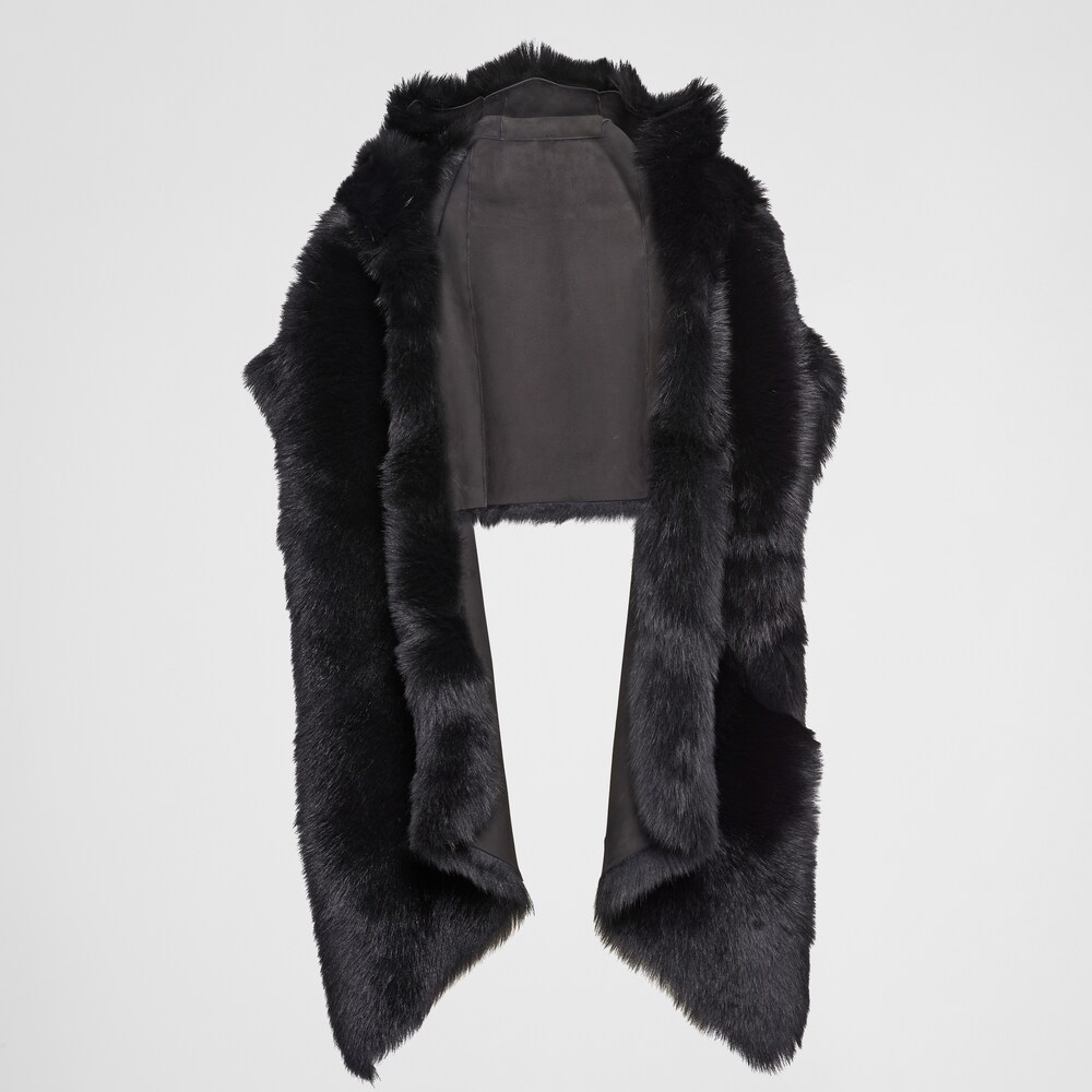 Black Shearling stole | Prada