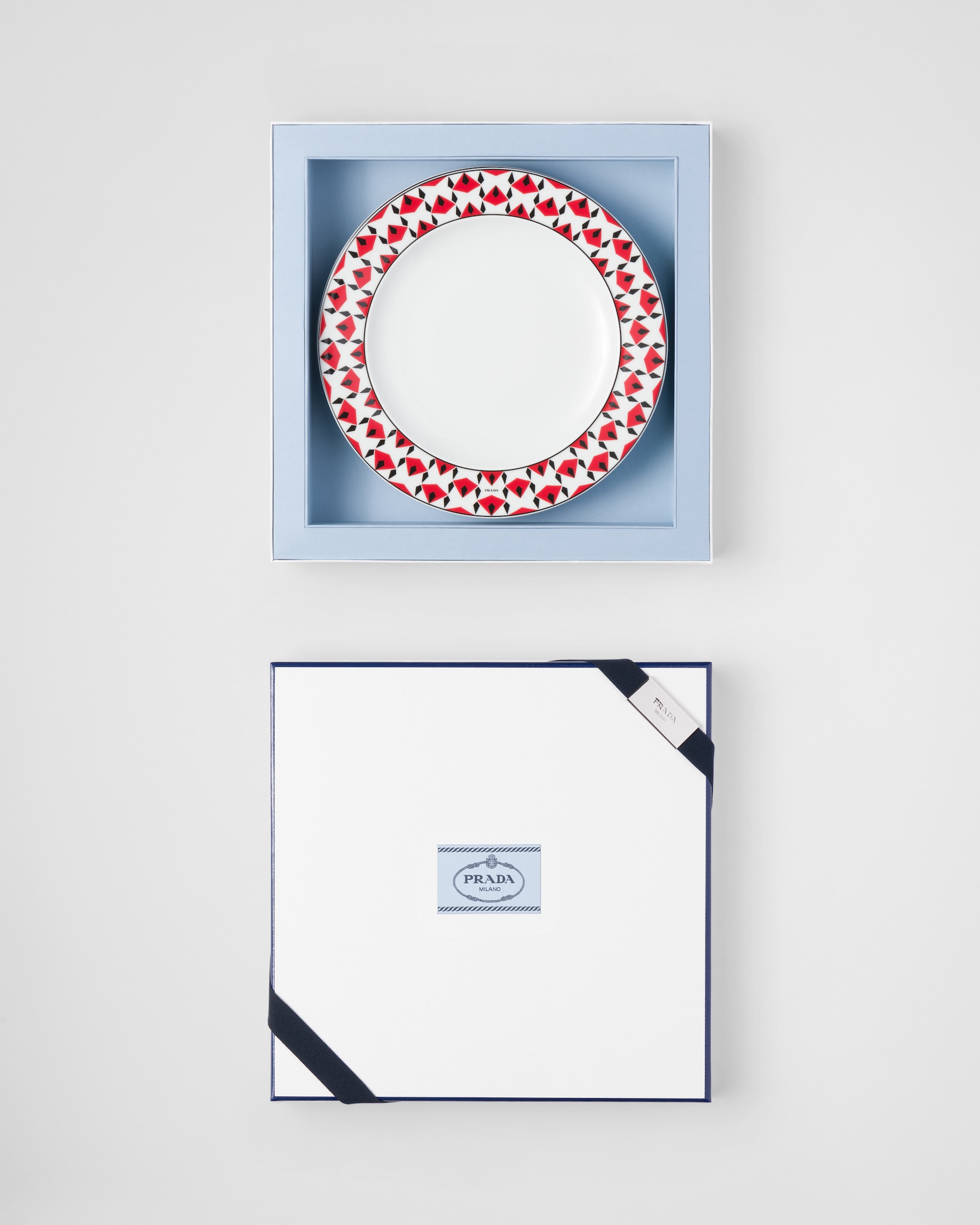 Black/red Set Of Two Porcelain Dinner Plates - Vienna Red | PRADA