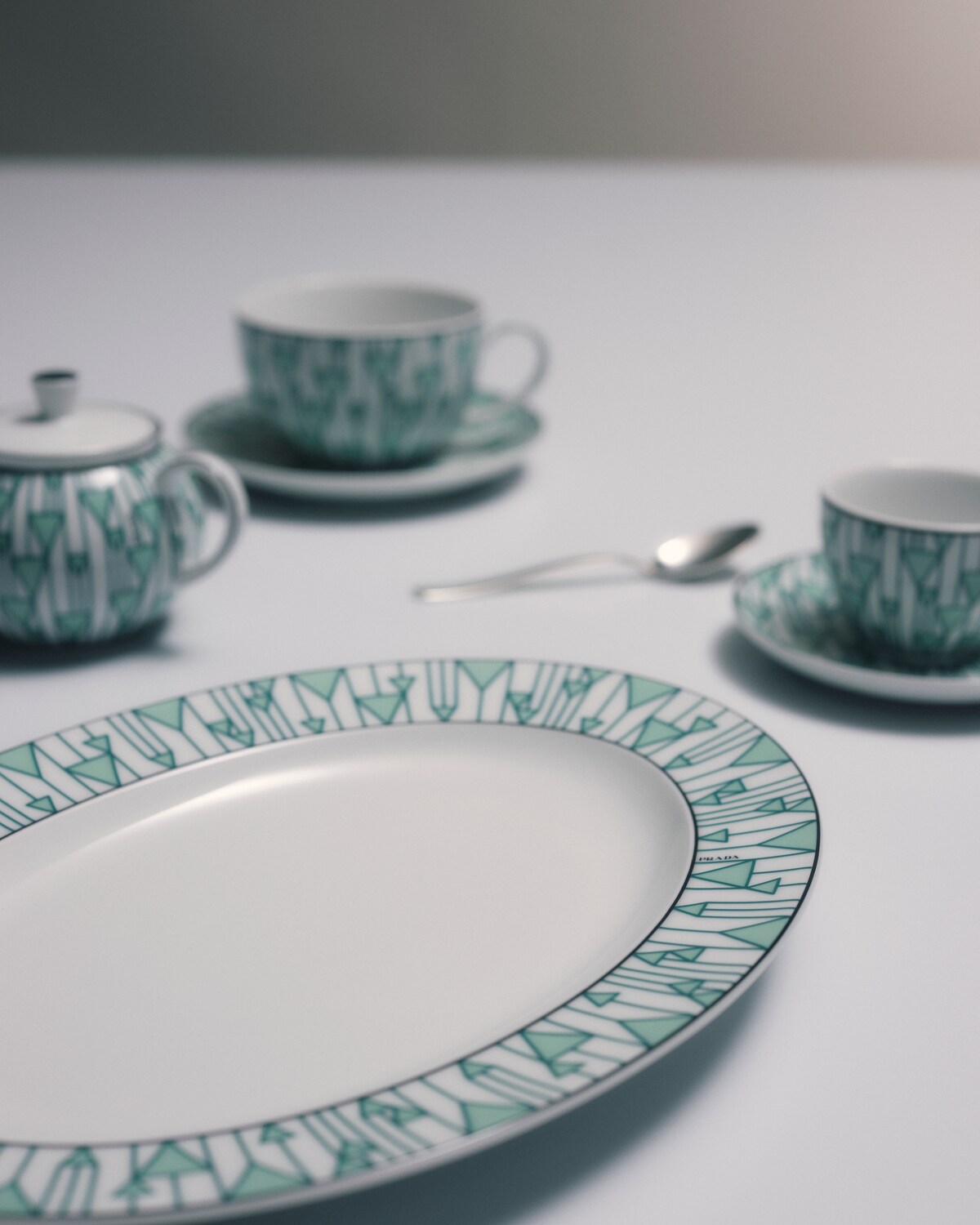 Green Small Porcelain Serving Plate - Vienna Green | PRADA