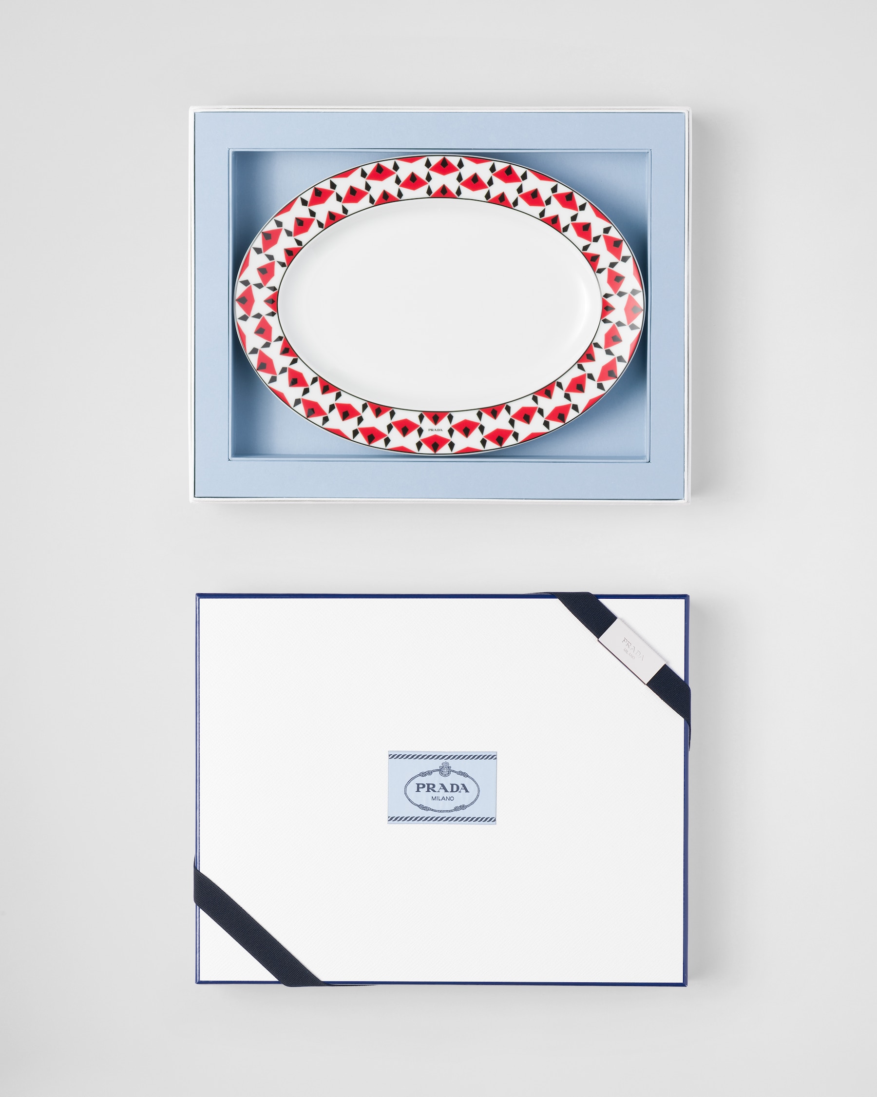 Black/red Small porcelain serving plate - Vienna Red | PRADA