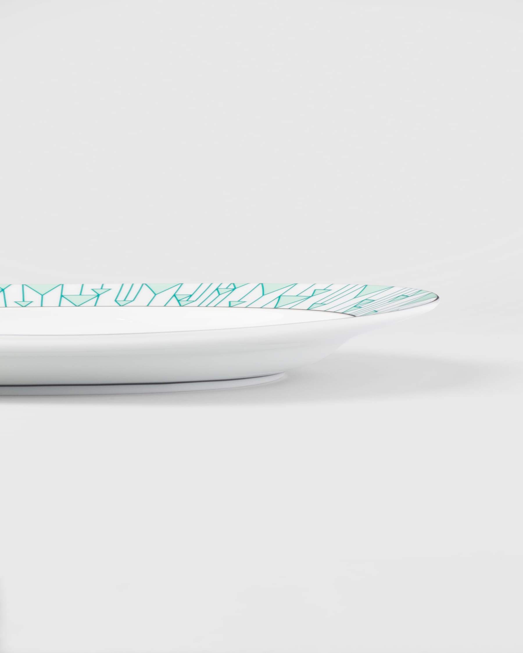 Green Medium Porcelain Serving Plate - Vienna Green | PRADA