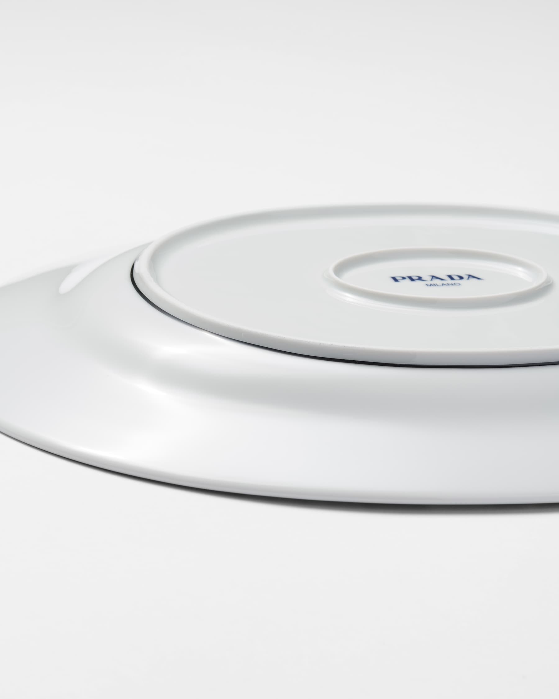 Green Medium Porcelain Serving Plate - Vienna Green | PRADA