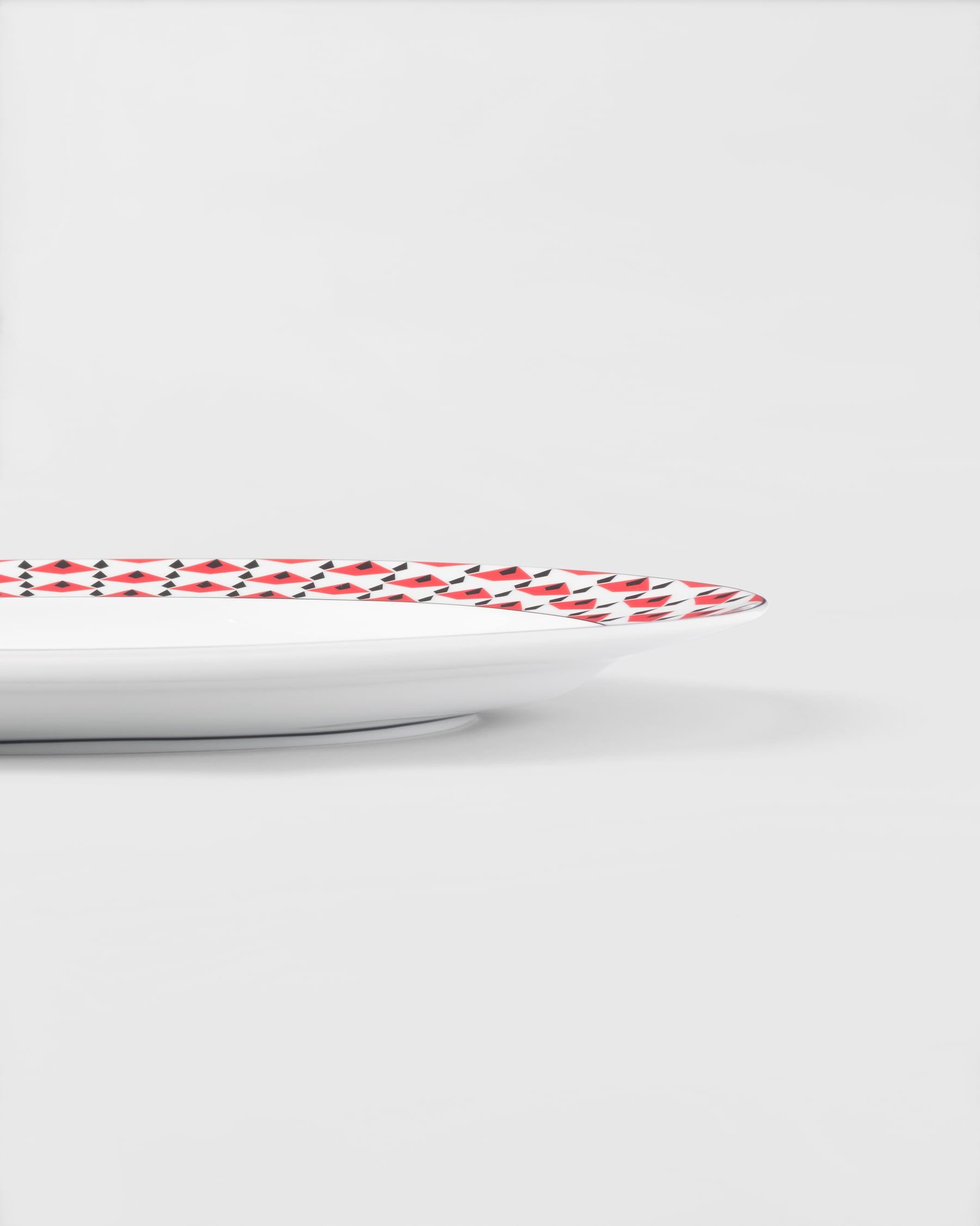 Black/red Large Porcelain Serving Plate - Vienna Red | PRADA