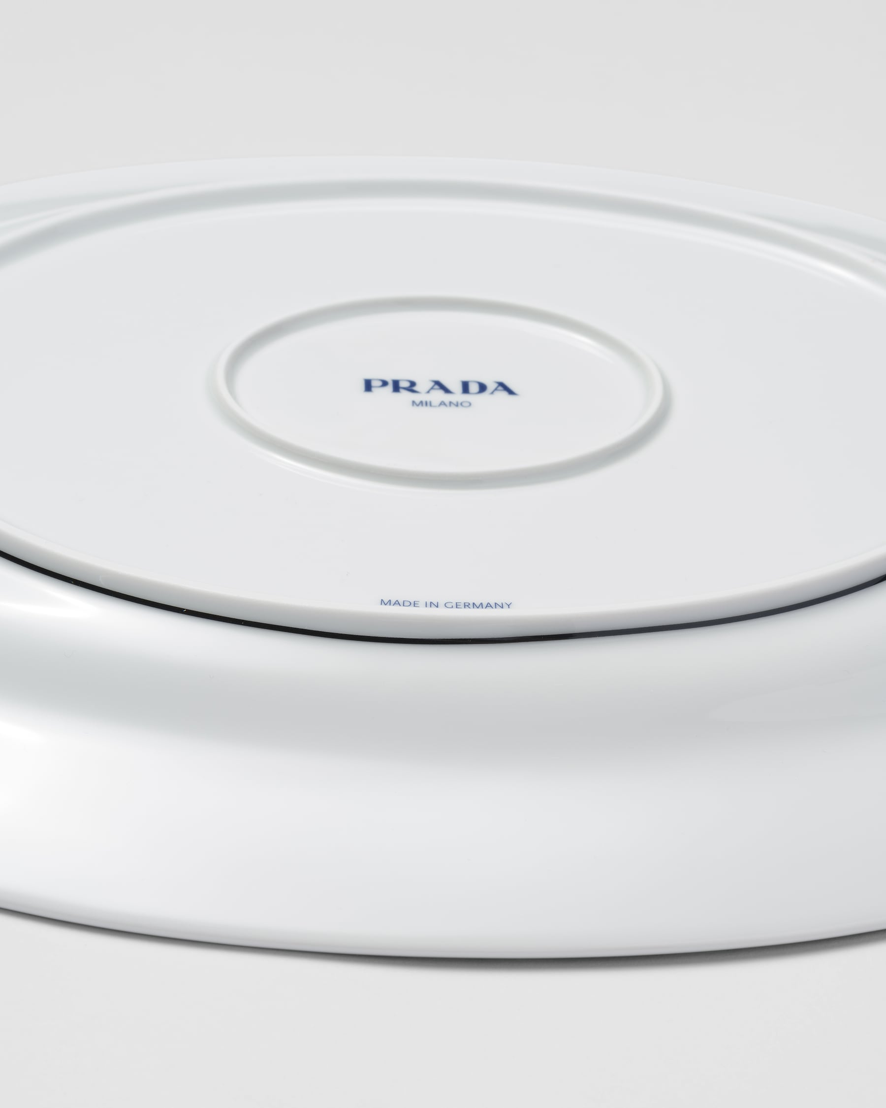 Black/red Large Porcelain Serving Plate - Vienna Red | PRADA