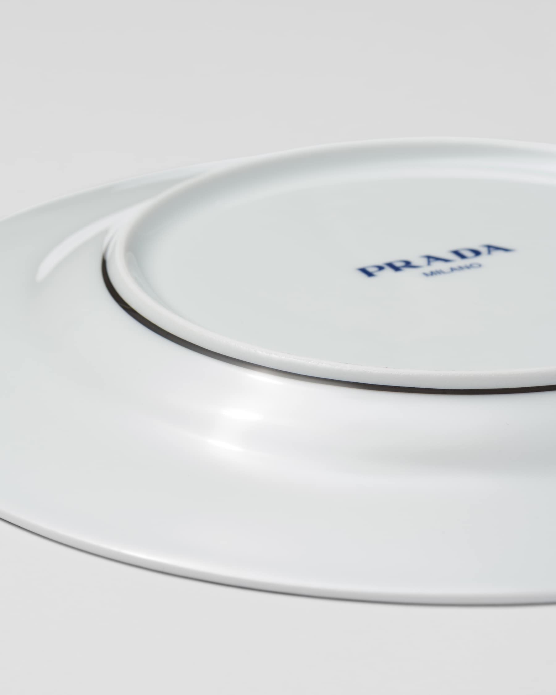 Black/red Set of two porcelain dessert plates - Vienna Red | PRADA