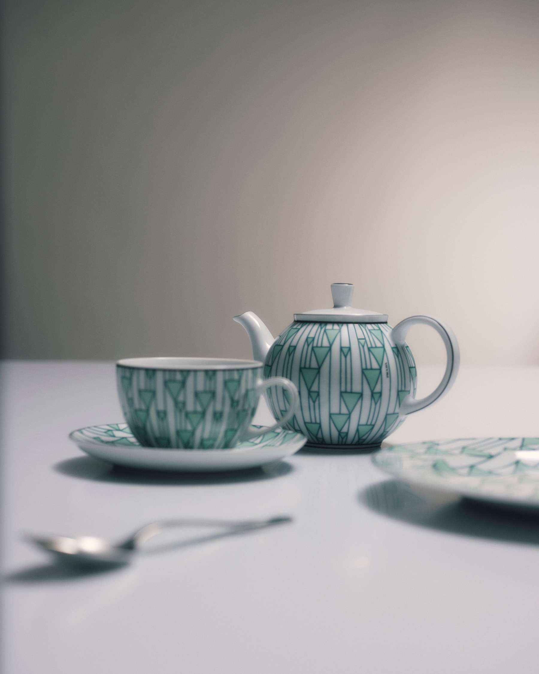 Green Porcelain Teapot - Vienna Green | PRADA