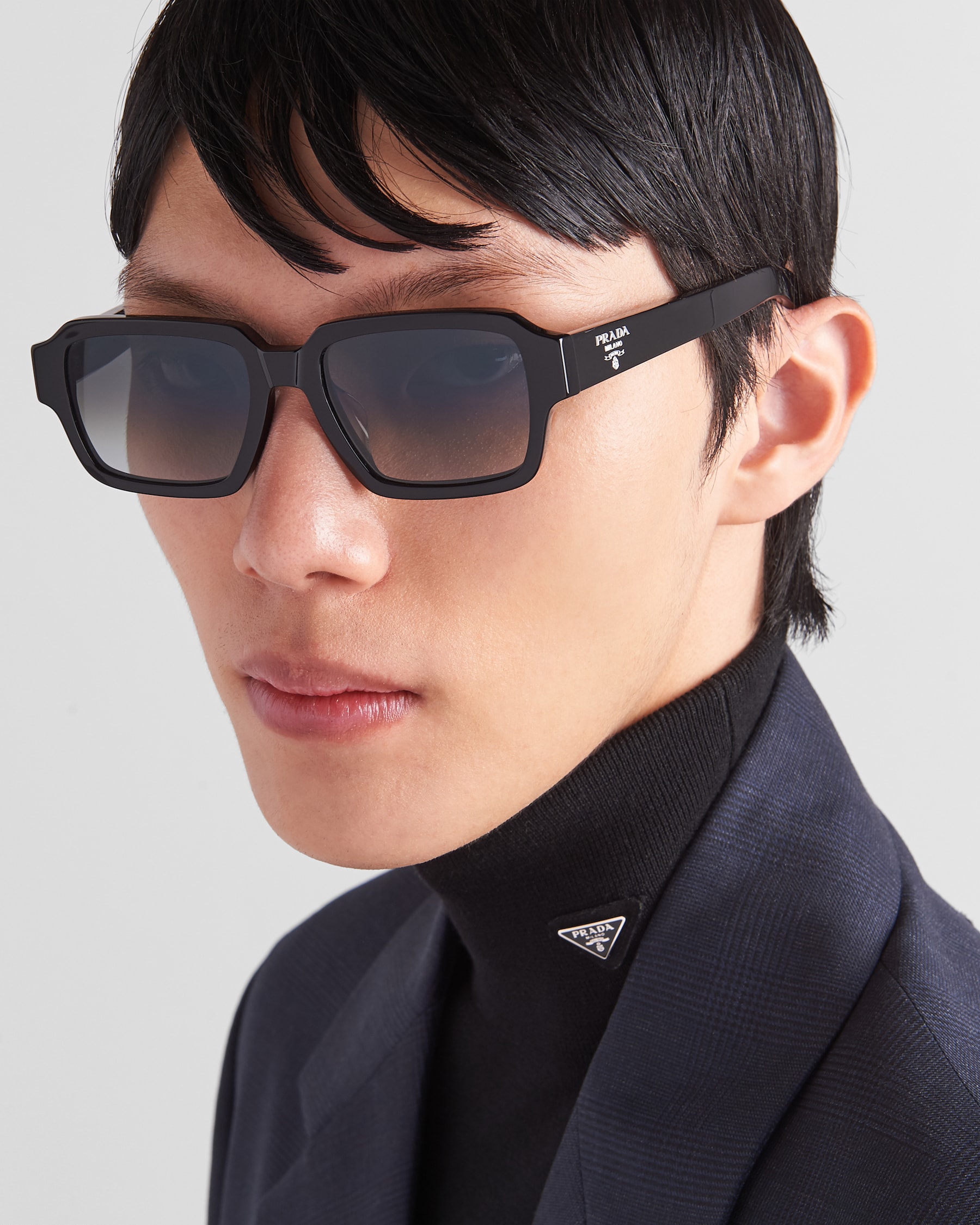 Graphite Gradient Lenses Sunglasses With Prada Logo | PRADA