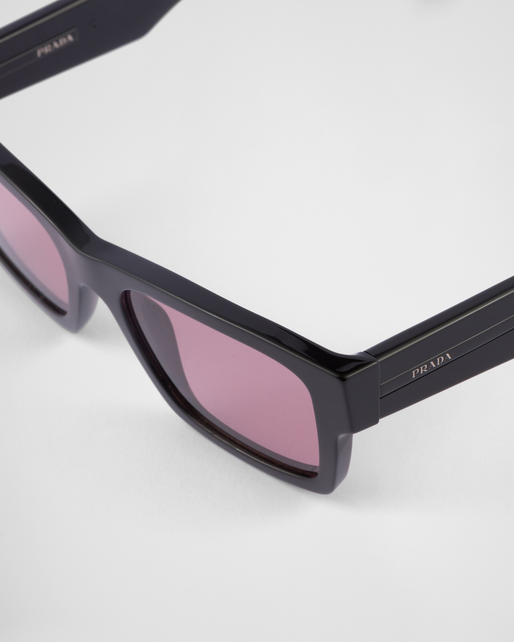 Fuchsia Lenses Sunglasses With Iconic Metal Plaque | PRADA