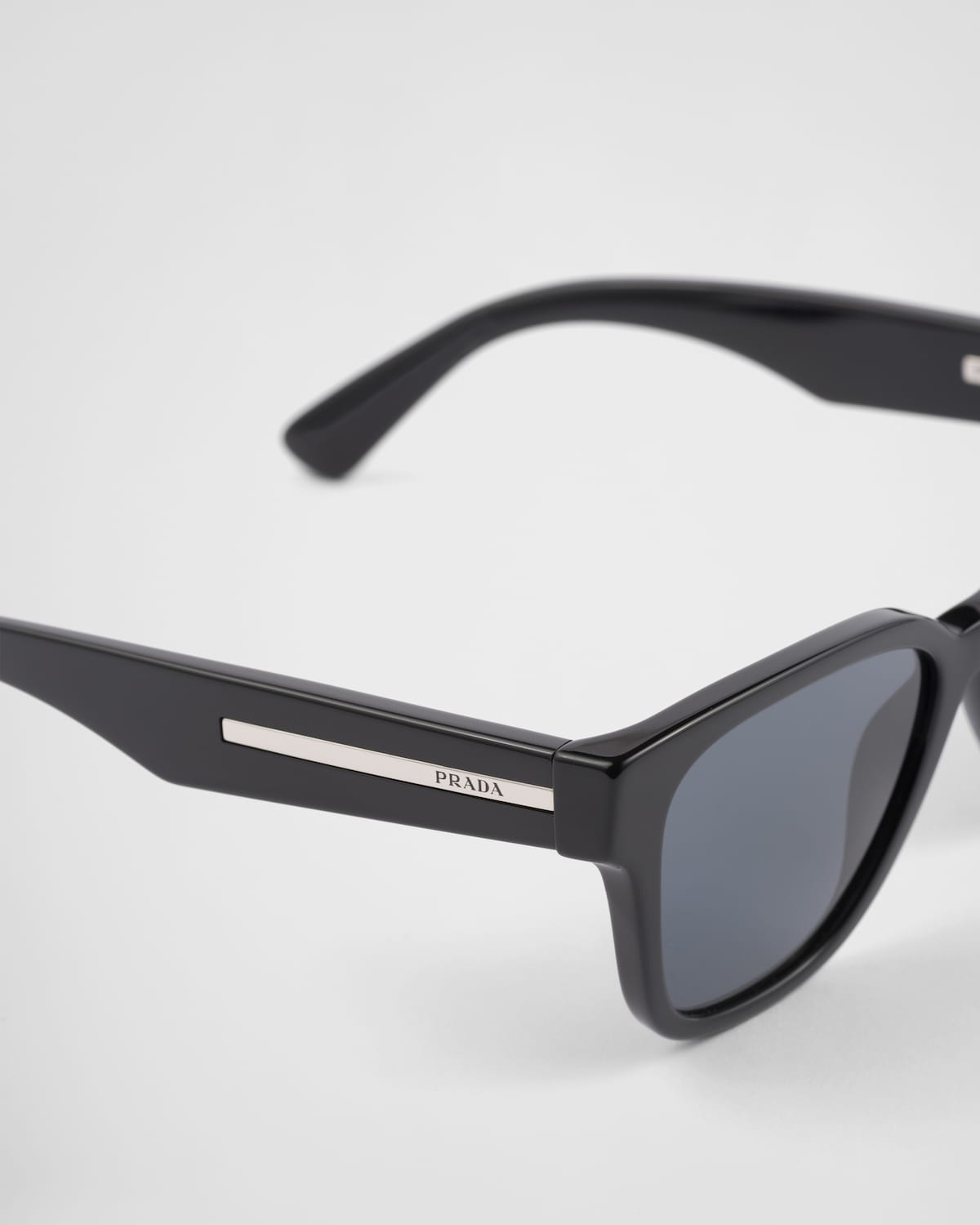 Graphite Crystal Lenses Sunglasses With Iconic Metal Plaque | PRADA