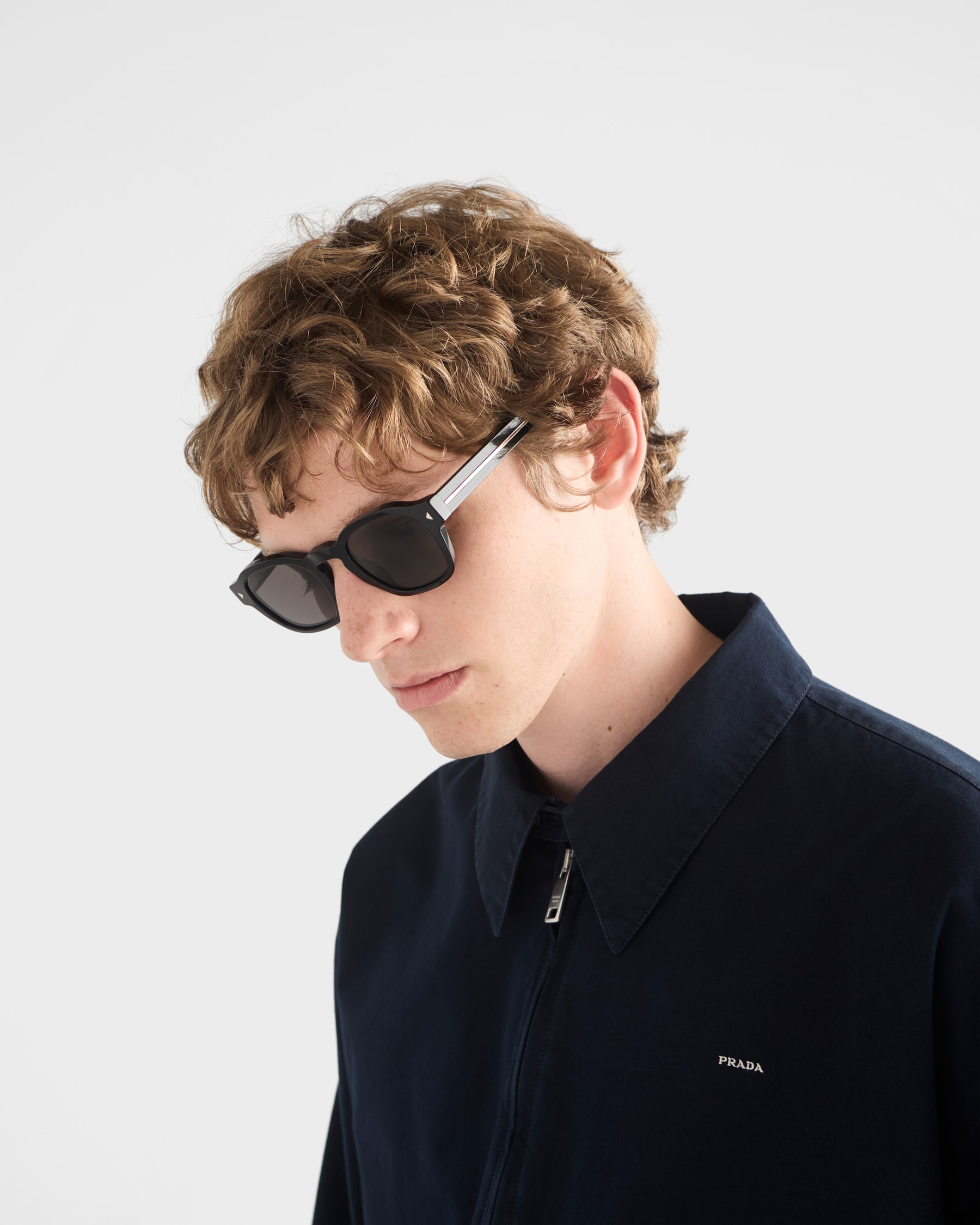 Lenses Ardesia Crist Sunglasses With The Iconic Metal Plaque | PRADA